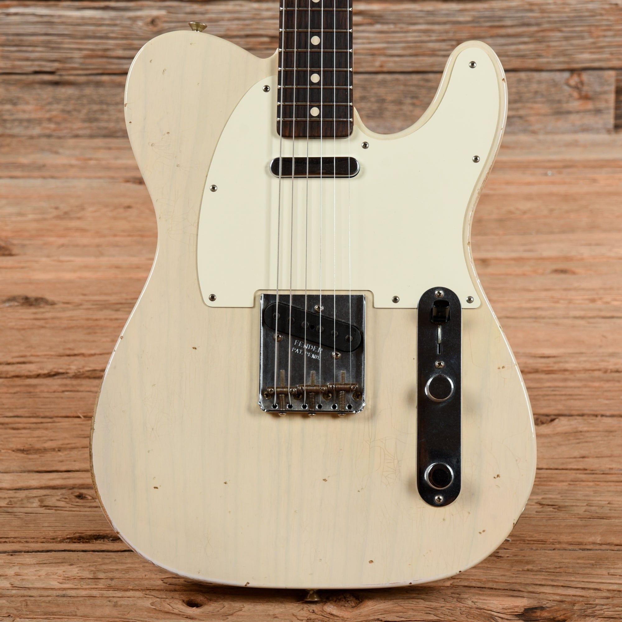 Fender Custom Shop 59 Telecaster Ash Journeyman Relic Aged White Blon fender-custom-shop-59-telecaster-ash-journeyman-relic-aged-white-blon