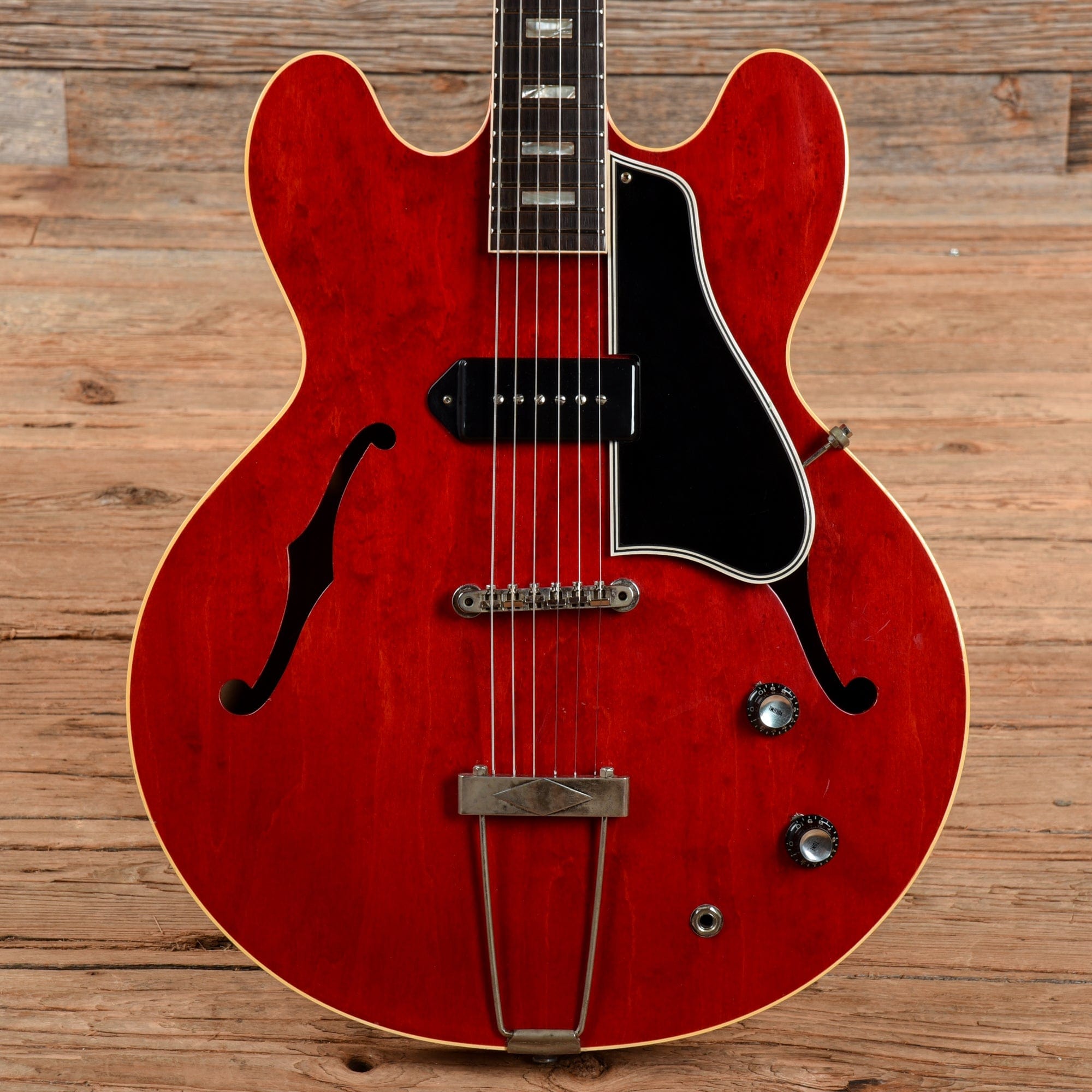 Gibson ES-330T Cherry 1960s – Chicago Music Exchange