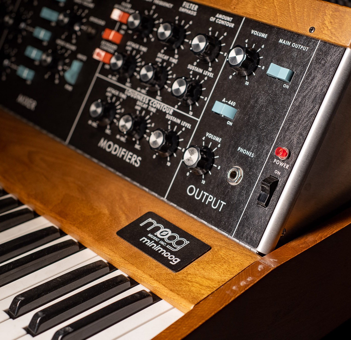 Keys & Synths - Moog – Chicago Music Exchange