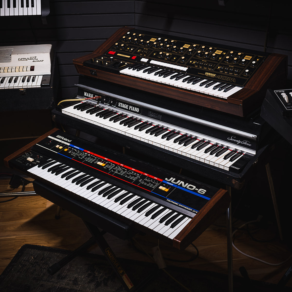 Keys & Synths - All – Chicago Music Exchange