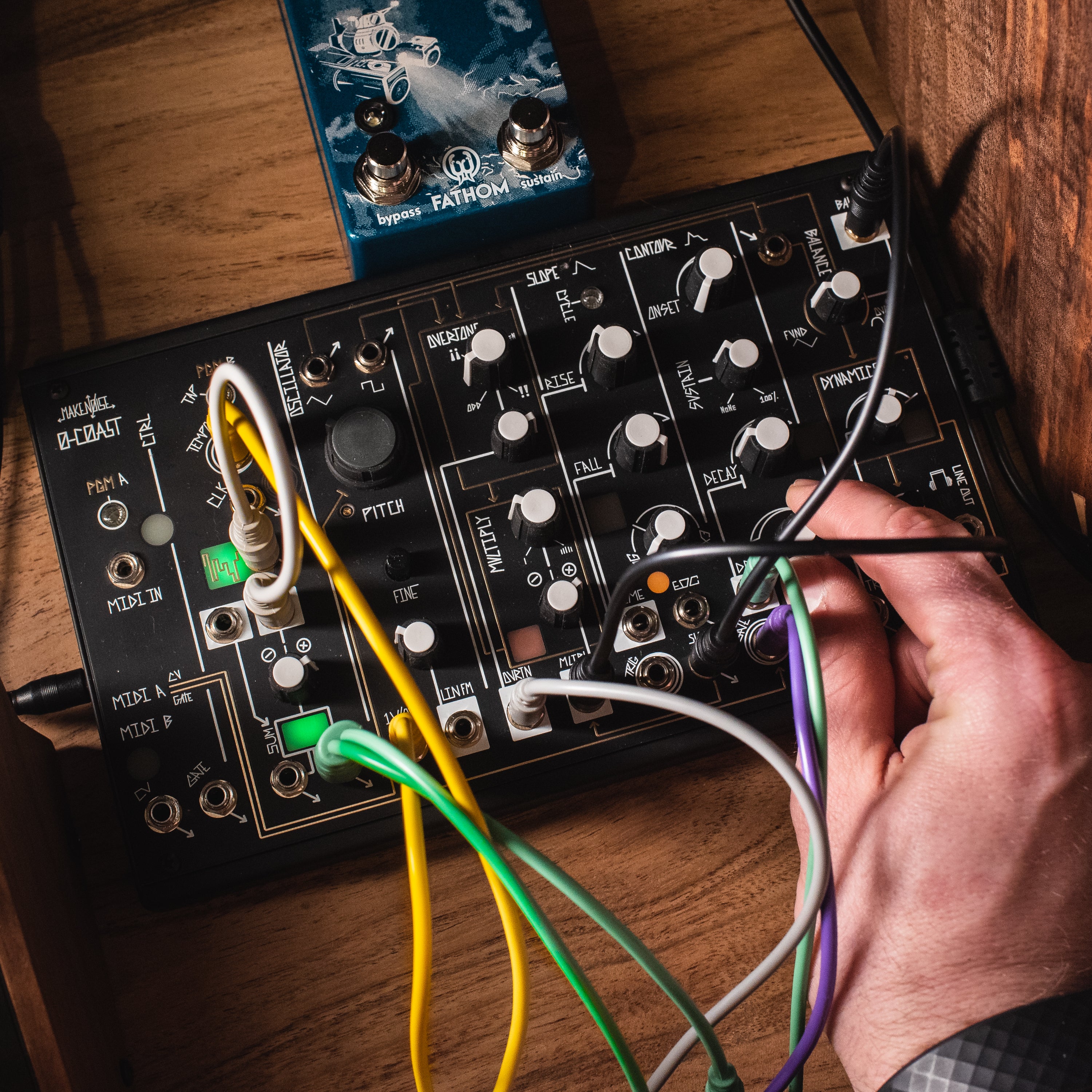 Make Noise – Chicago Music Exchange