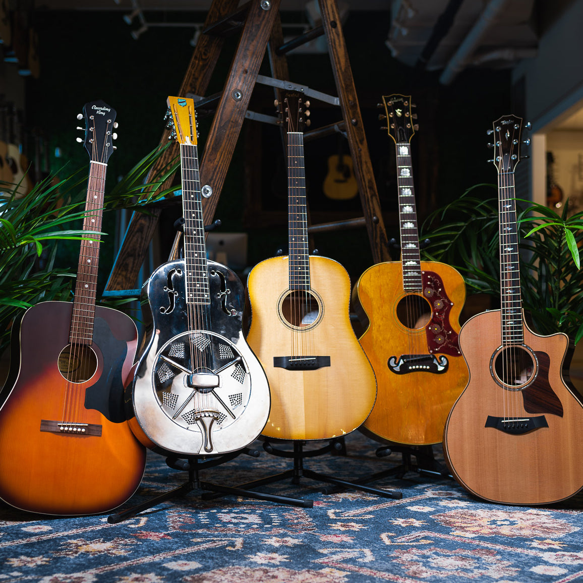 Acoustic Guitars – Chicago Music Exchange