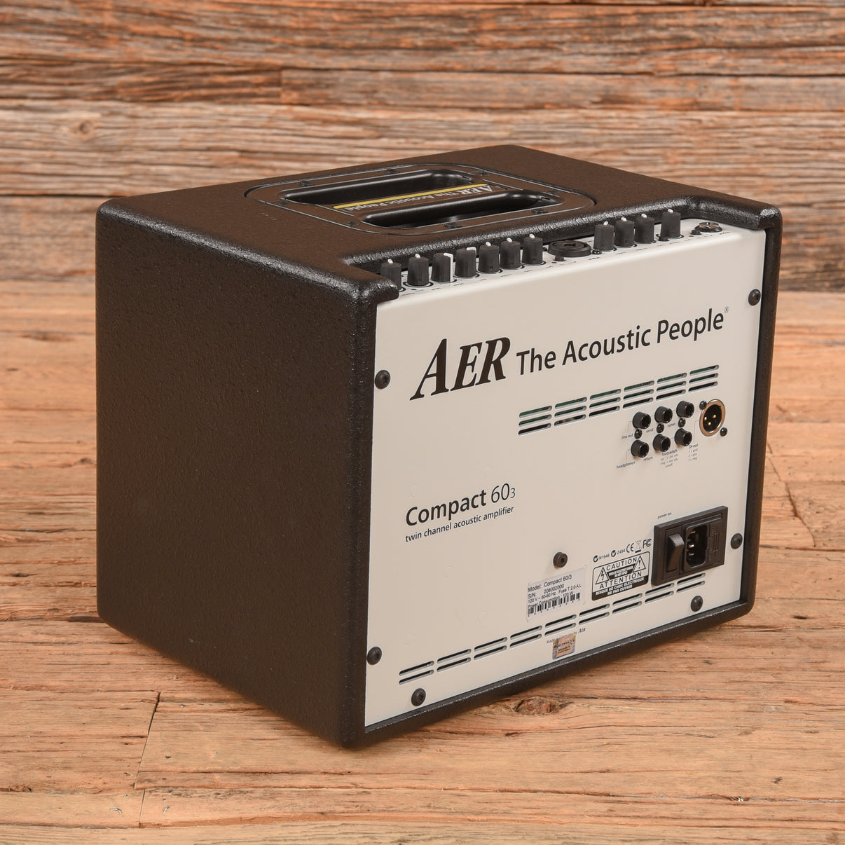 AER Compact 60 (3) Acoustic Amp w/ Road Case - John Oates – Chicago ...