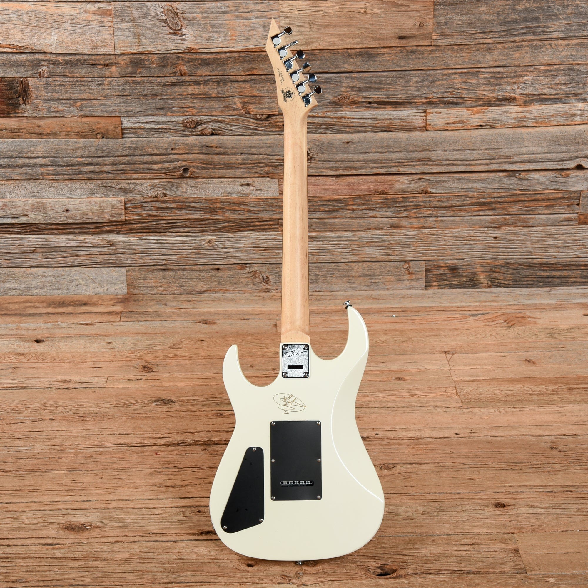 B.C. Rich ASM-1 White – Chicago Music Exchange