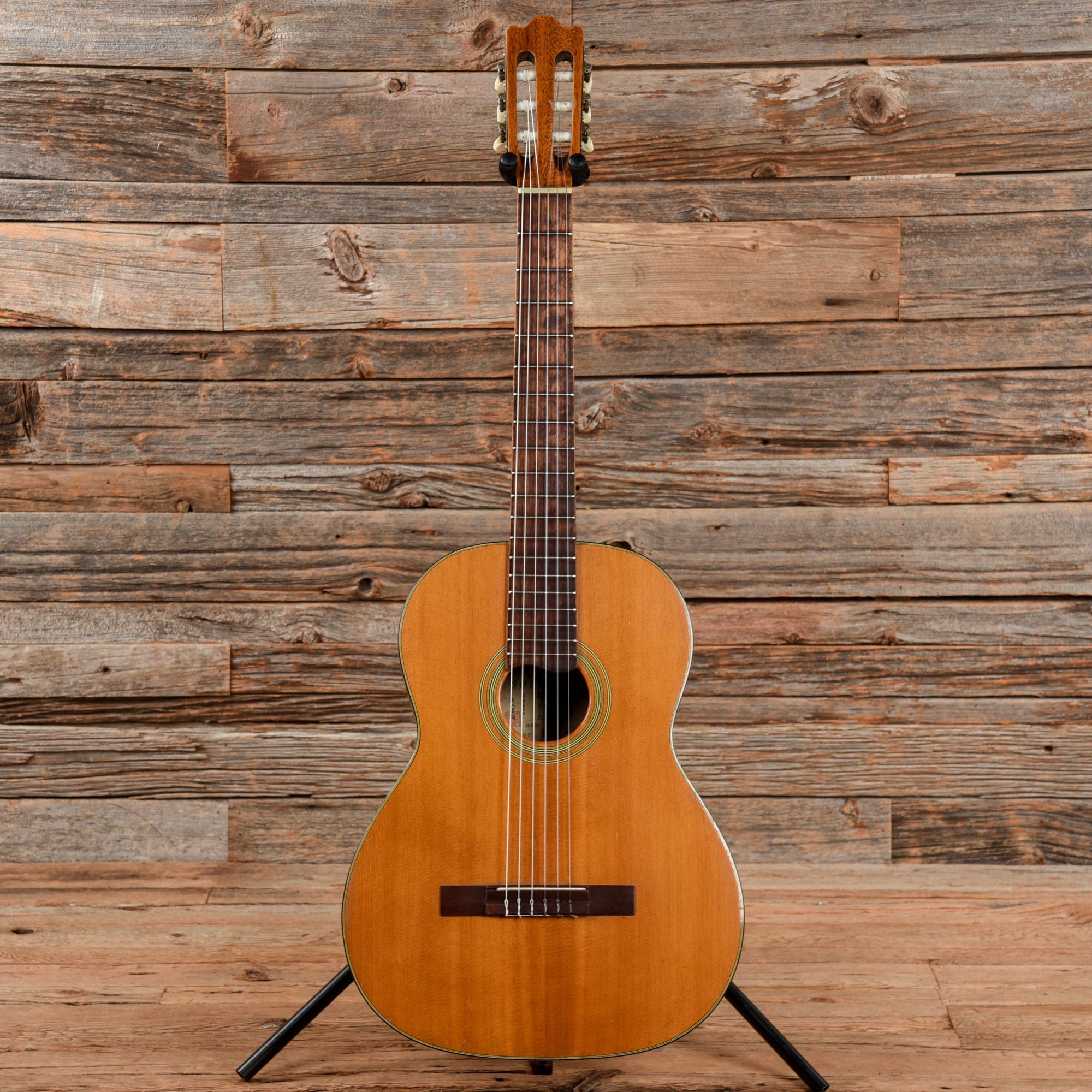 B&M Soloist by Yairi Natural 1966 – Chicago Music Exchange