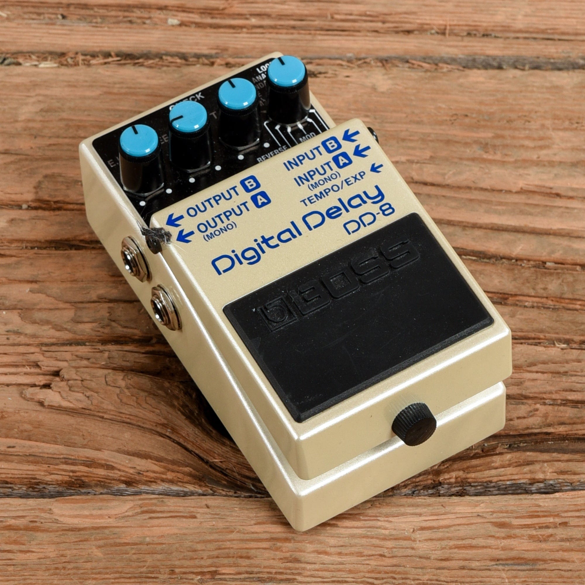 Boss DD-8 Digital Delay – Chicago Music Exchange