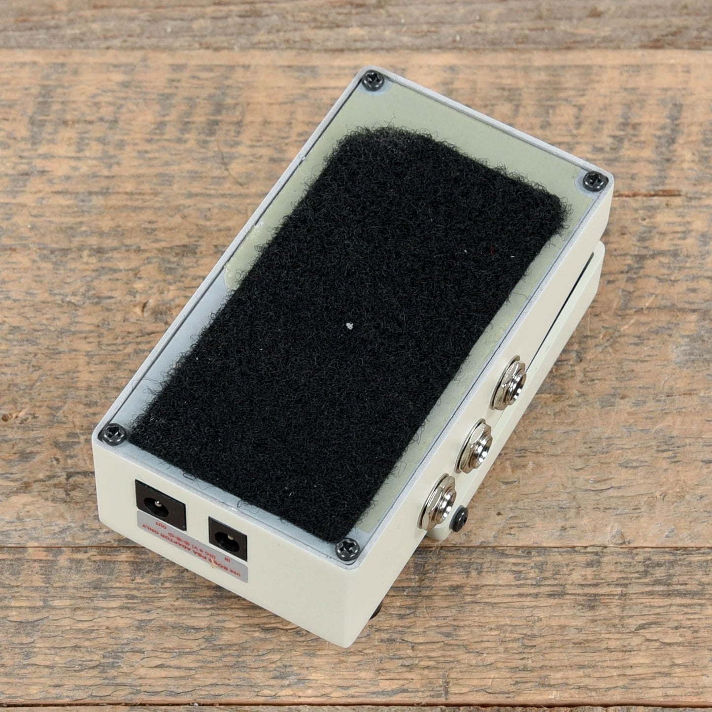 Boss LS-2 Line Selector/Power Supply – Chicago Music Exchange