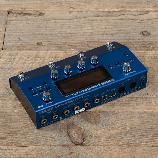 Boss GM-800 Guitar Synthesizer Effects PedalBoss GM-800 Guitar Synthes ...
