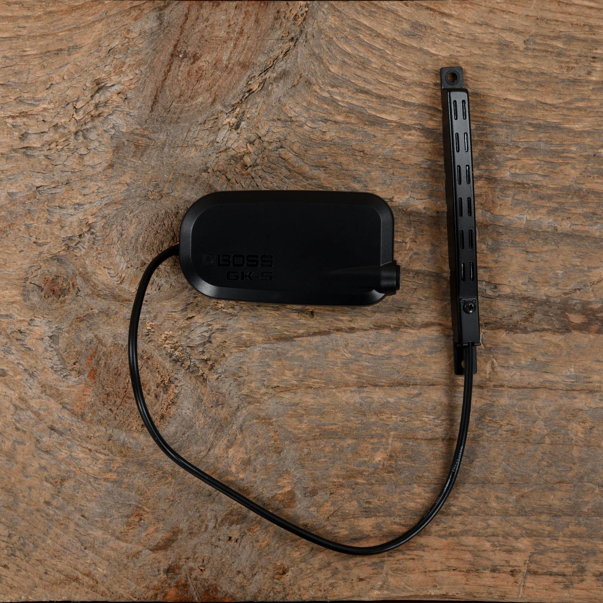 Boss GK-5 Divided GK Guitar Pickup – Chicago Music Exchange