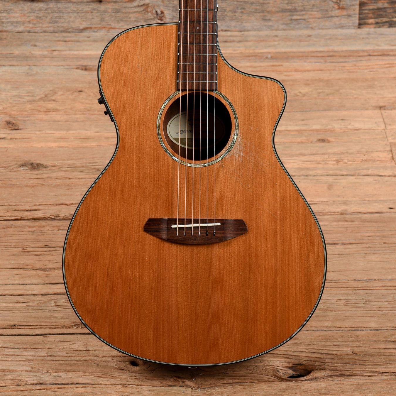 Breedlove – Chicago Music Exchange
