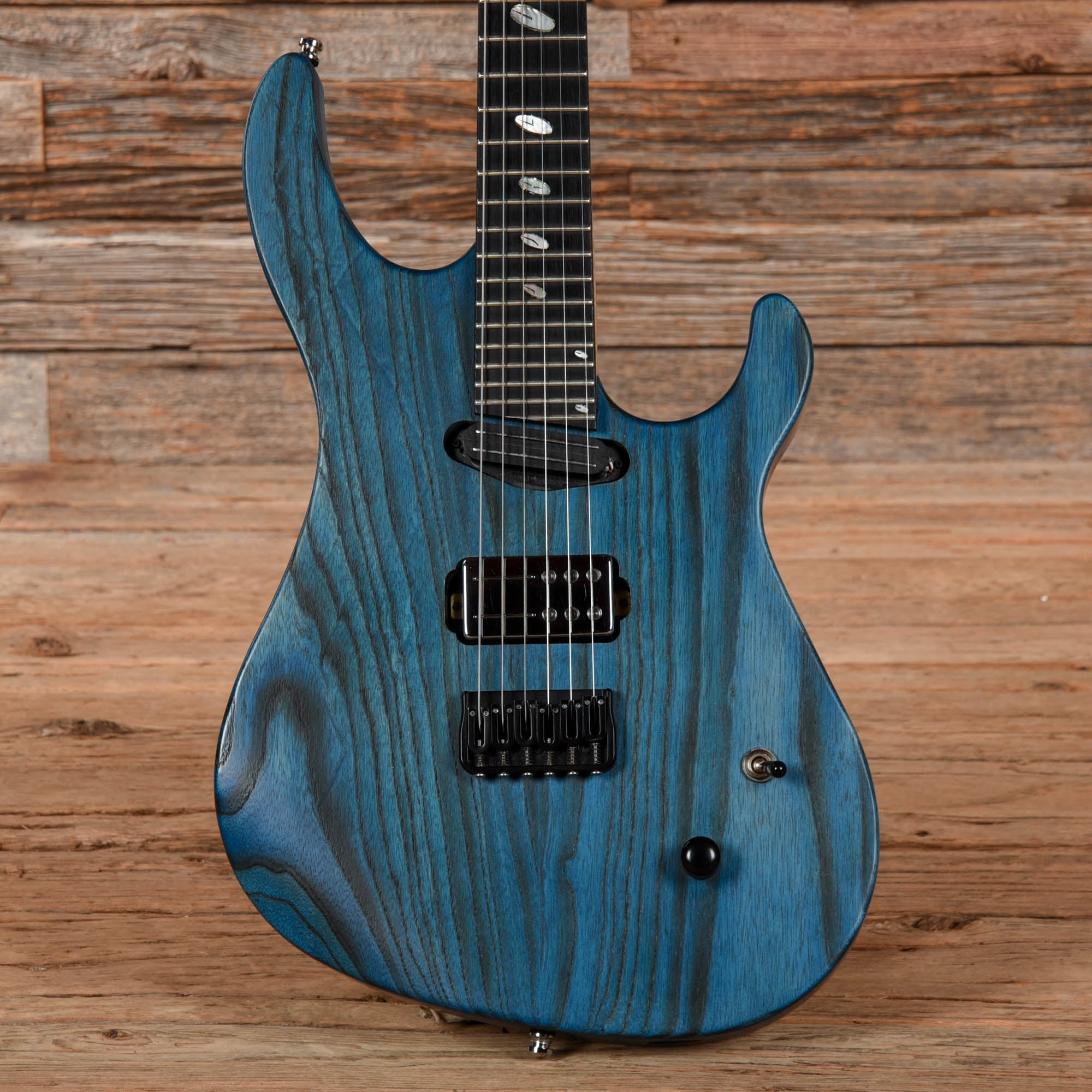 Caparison Horus Blue – Chicago Music Exchange