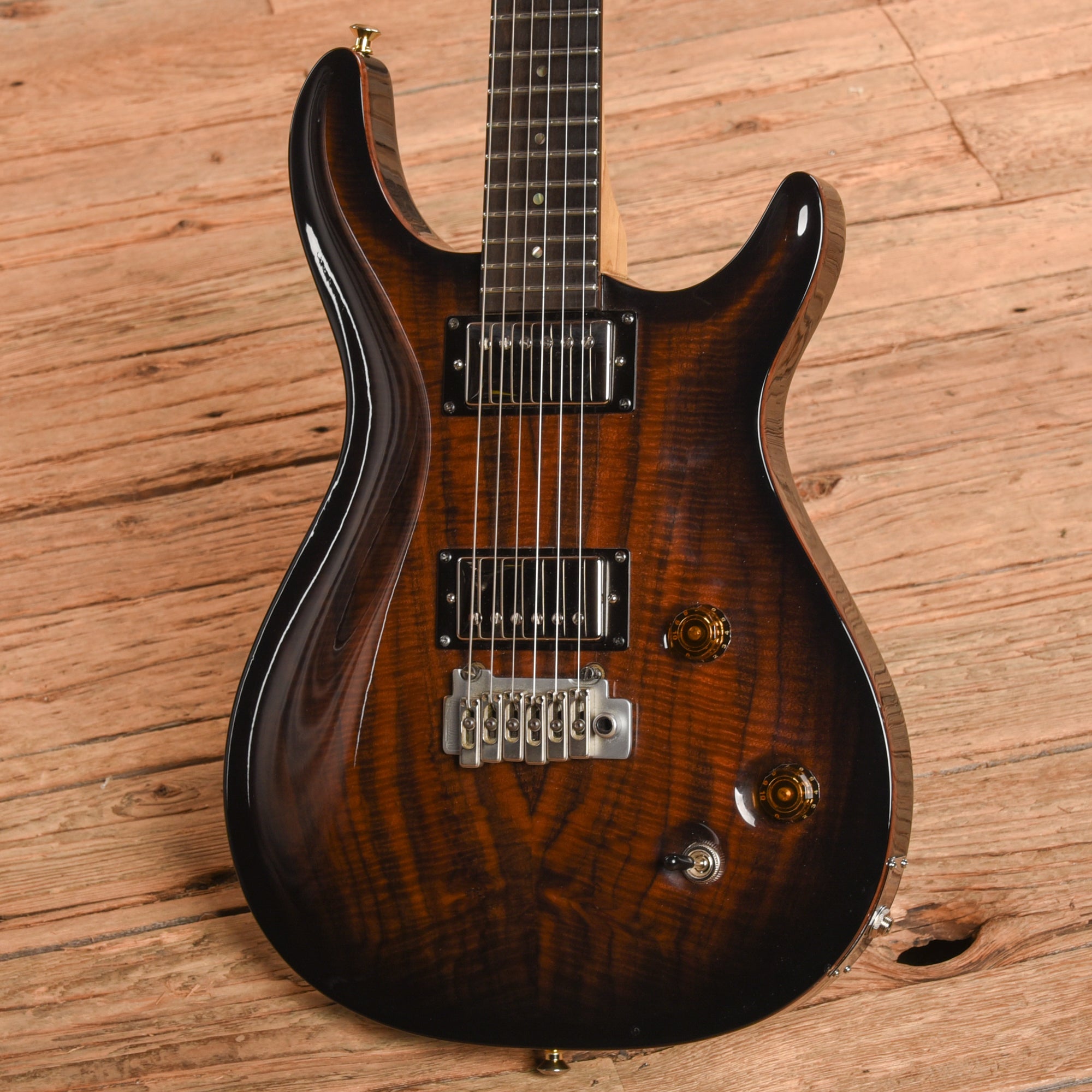 Carvin CT6 Sunburst – Chicago Music Exchange