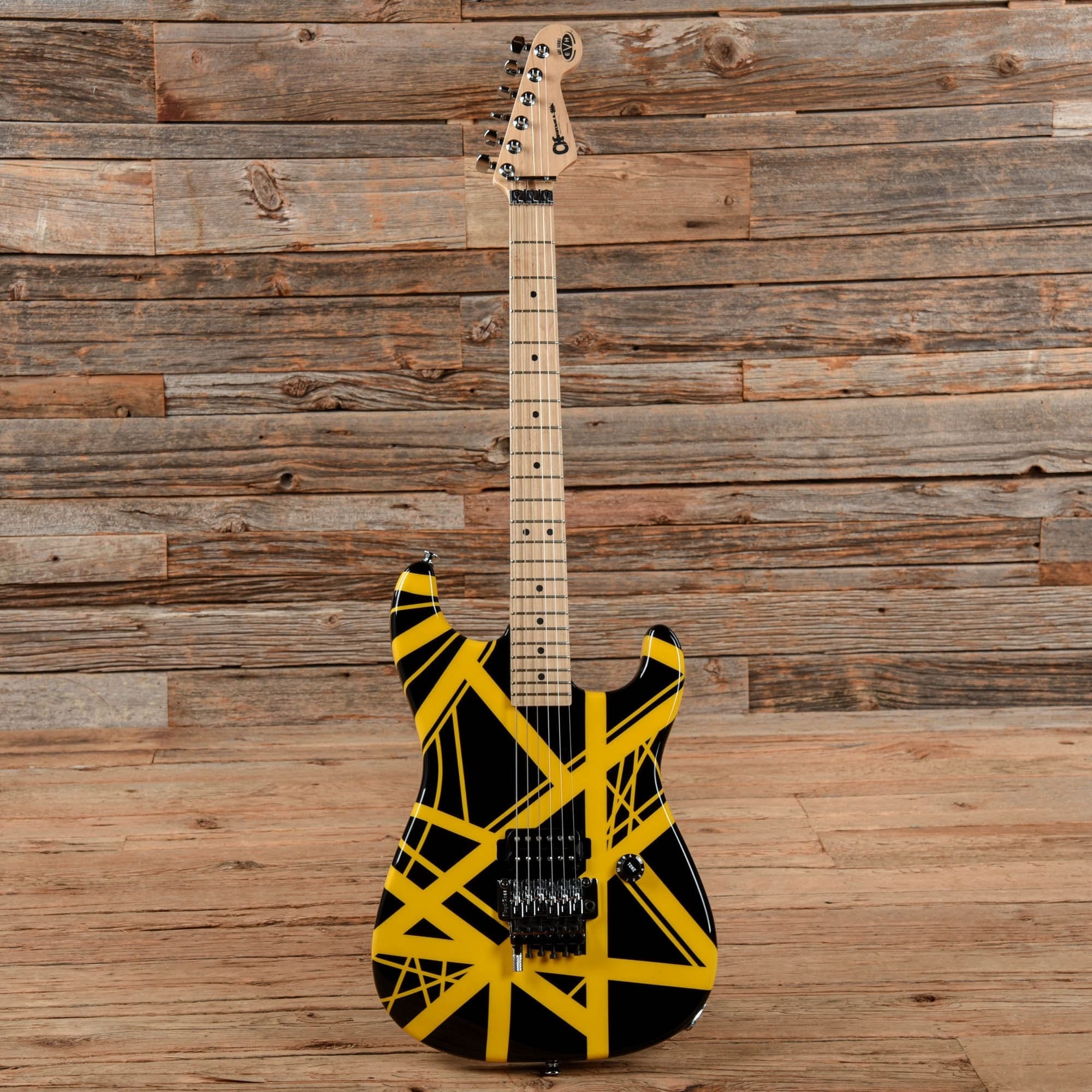 Charvel EVH Art Series Black / Yellow 2005 – Chicago Music Exchange