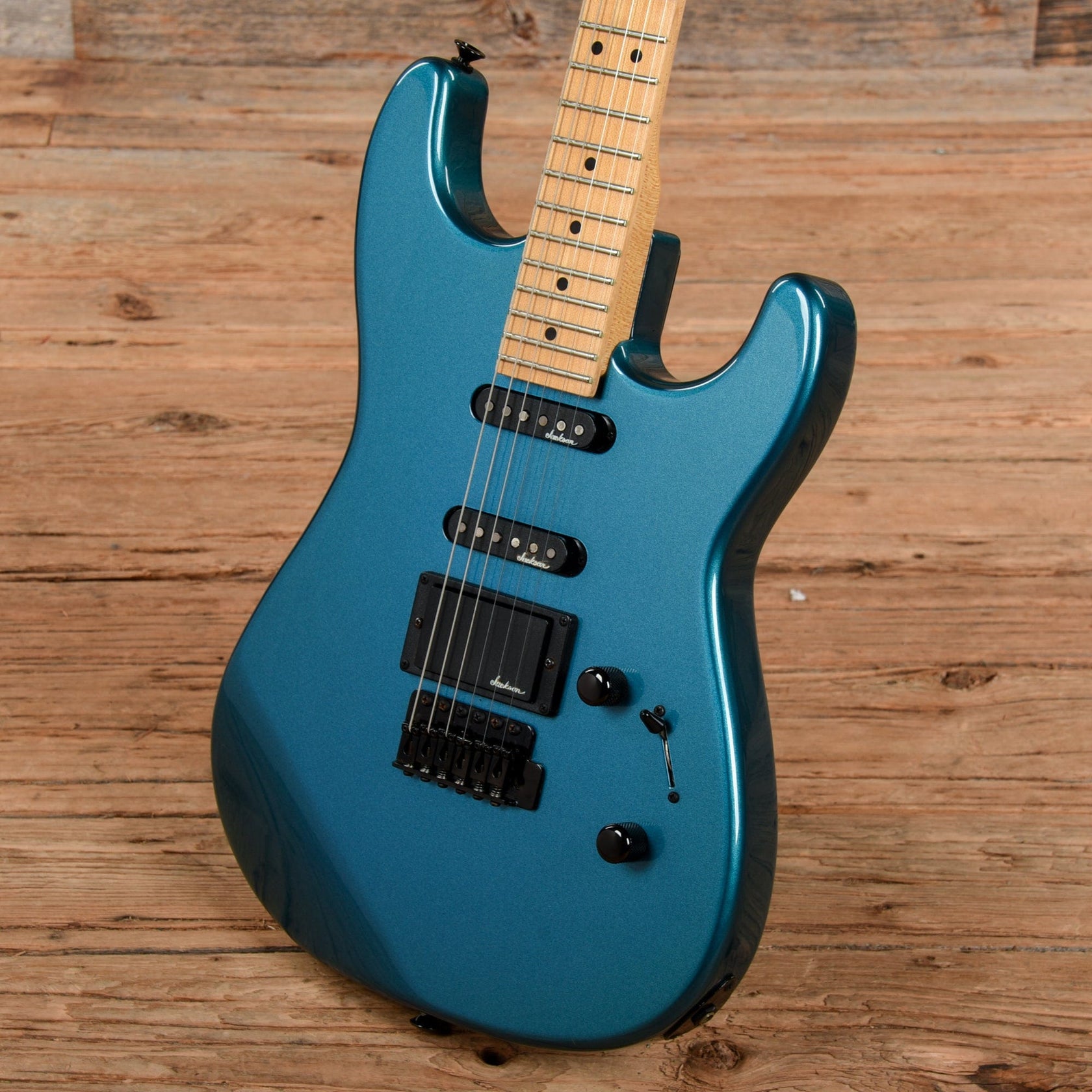 Charvel Model 1C Metallic Blue 1988 – Chicago Music Exchange