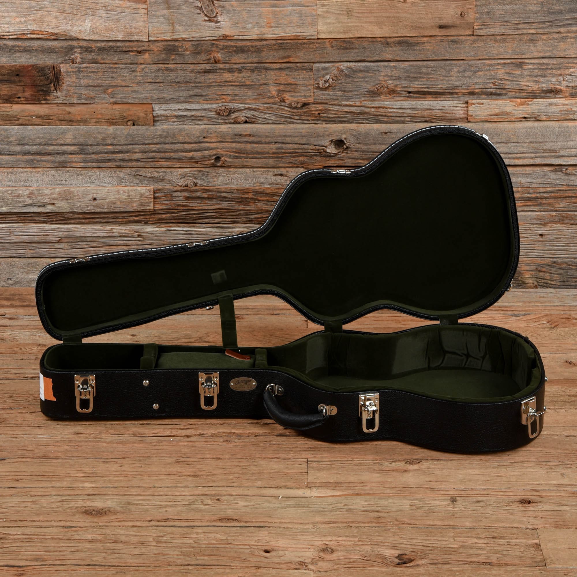 Collings OM1 Torrified Natural 2023 – Chicago Music Exchange