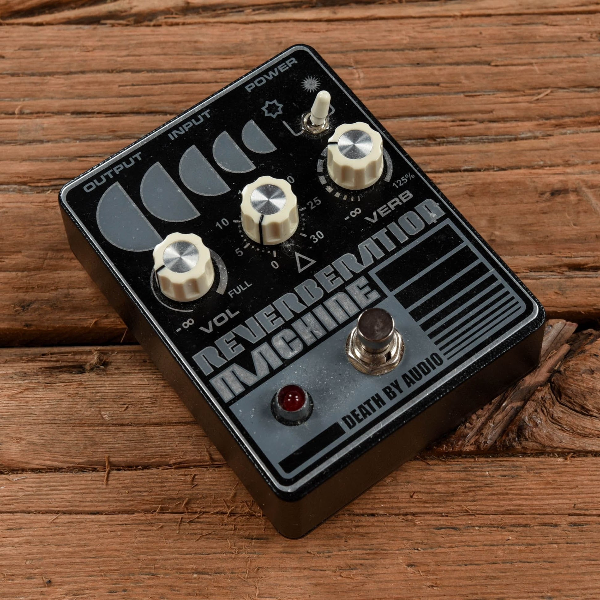 Death By Audio Reverberation Machine – Chicago Music Exchange