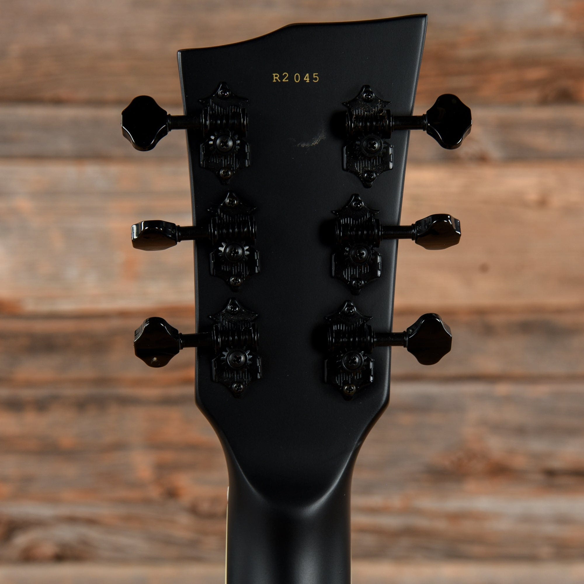 Dunable R2 DE Matte Black 2023 – Chicago Music Exchange