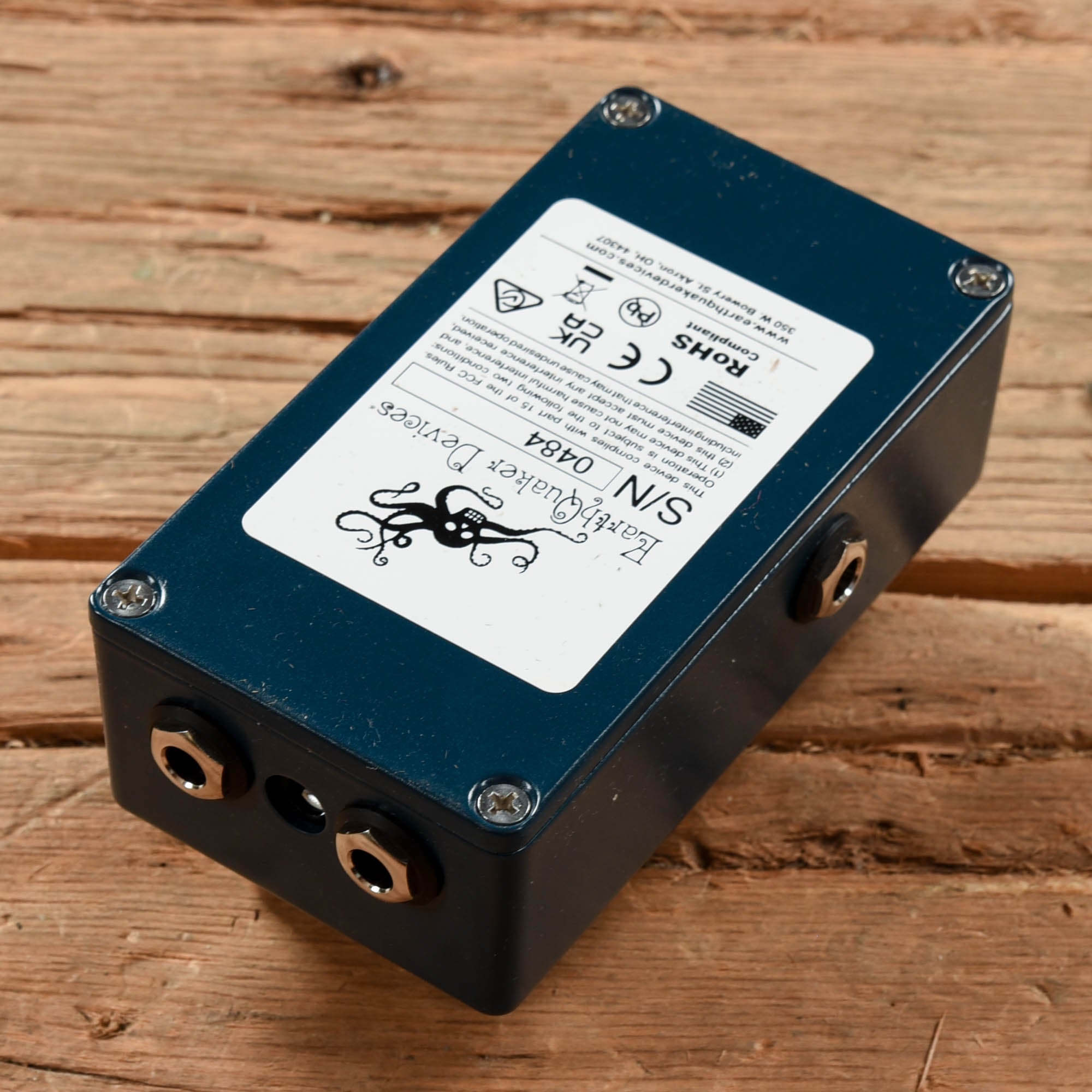 Earthquaker Devices Silos Multi-Generational Time Reflection Device ...