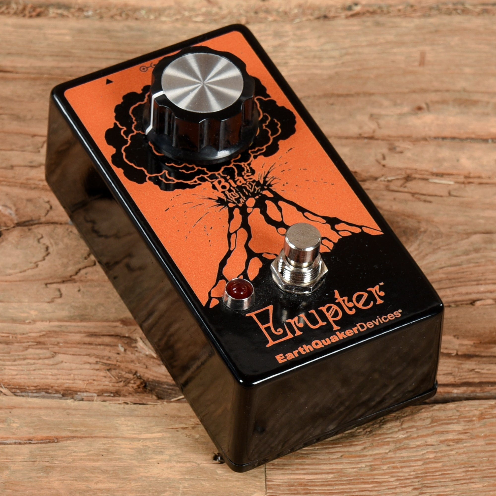 Earthquaker Devices Erupter Ultimate Fuzz – Chicago Music Exchange