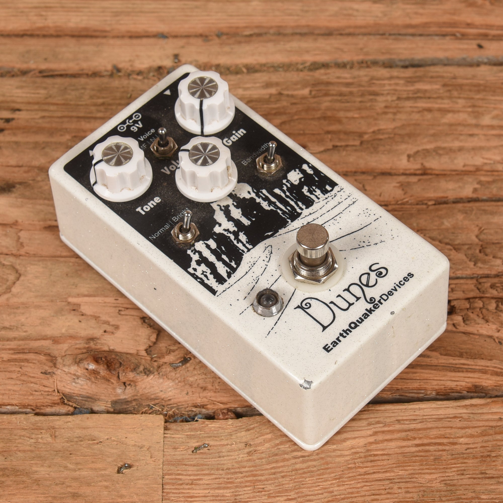 Earthquaker Devices Dunes Mini Mega Ultimate Overdrive – Chicago Music ...
