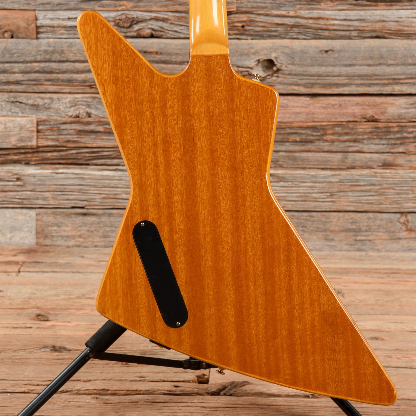 Epiphone 58 Korina Explorer Korina 2002 – Chicago Music Exchange