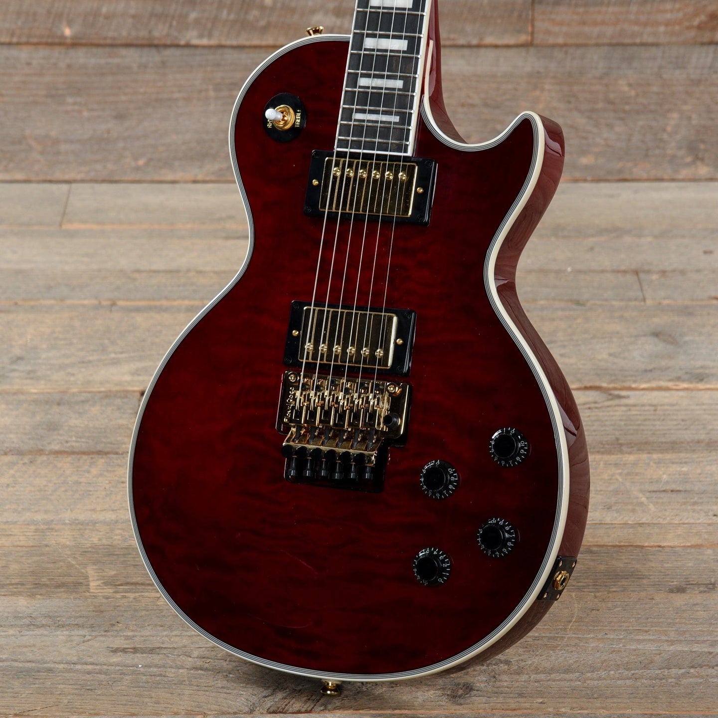 Epiphone Artist Alex Lifeson Les Paul Custom Axcess Quilt Ruby ...