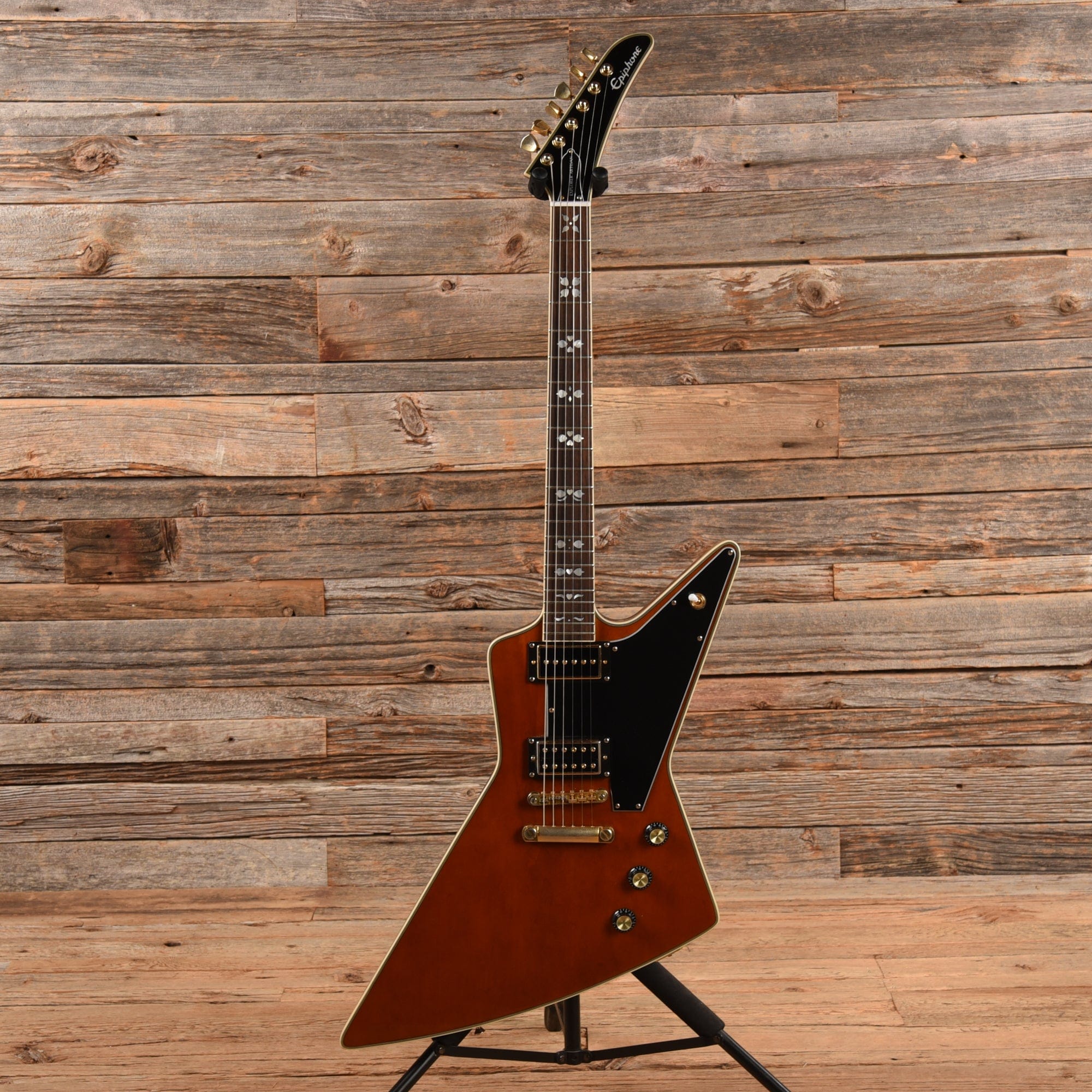 Epiphone Lee Malia Signature Explorer Custom Artisan Walnut 2017 ...
