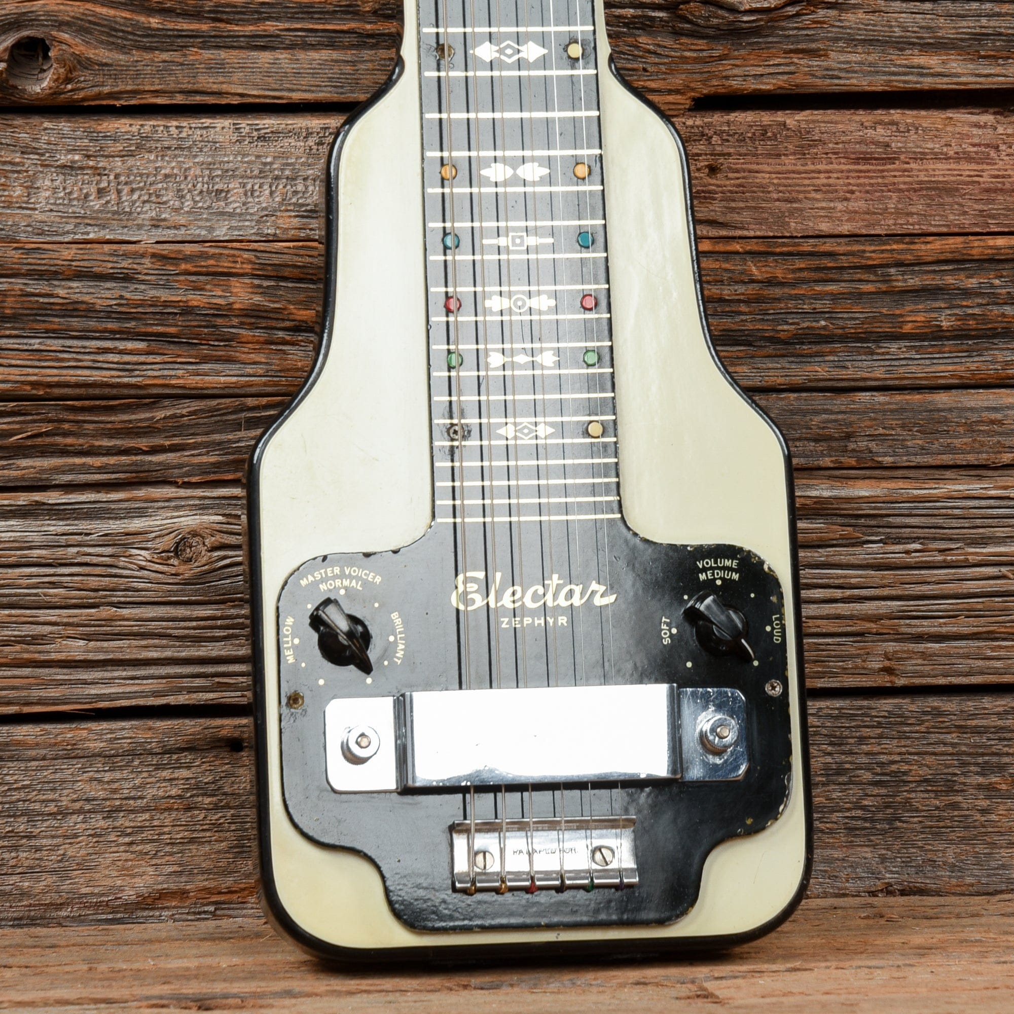 Epiphone Zephyr Lap Steel Blk Back/White TP 1939 – Chicago Music Exchange