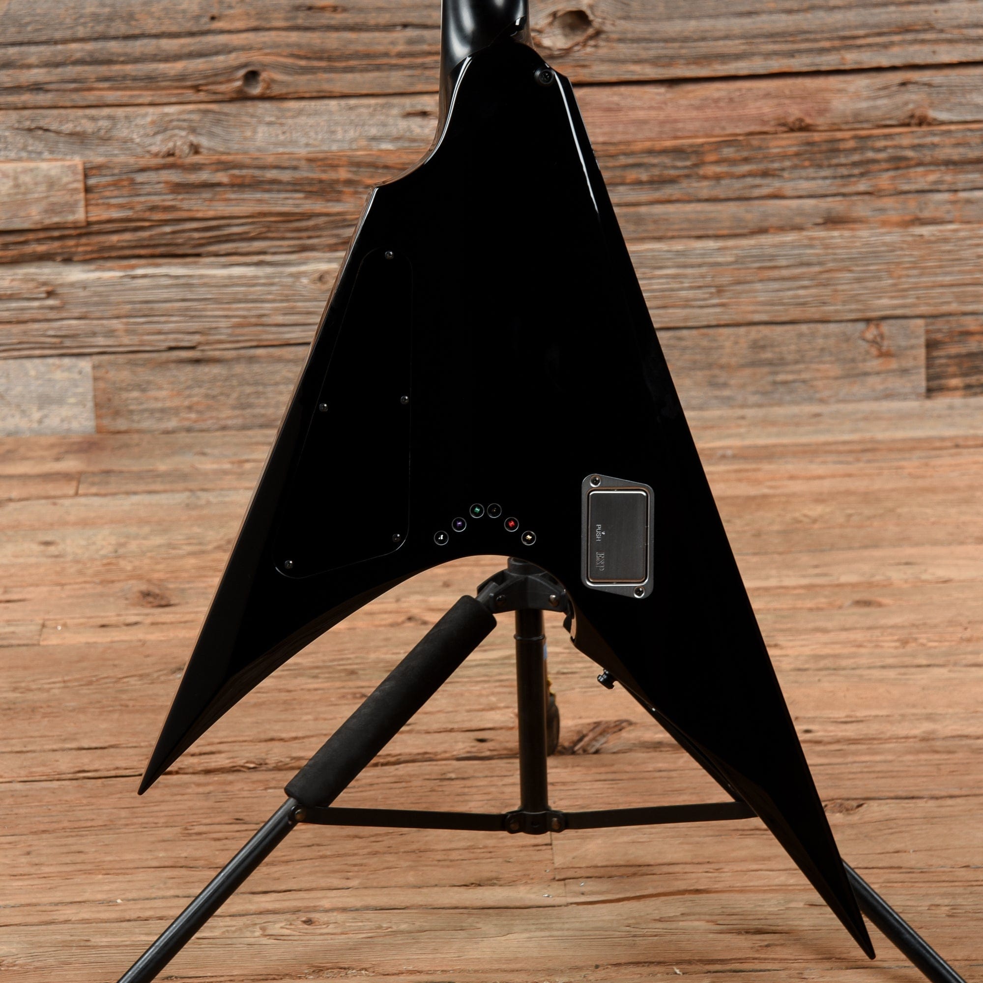 ESP E-II Arrow Nebula Blackburst 2021 – Chicago Music Exchange