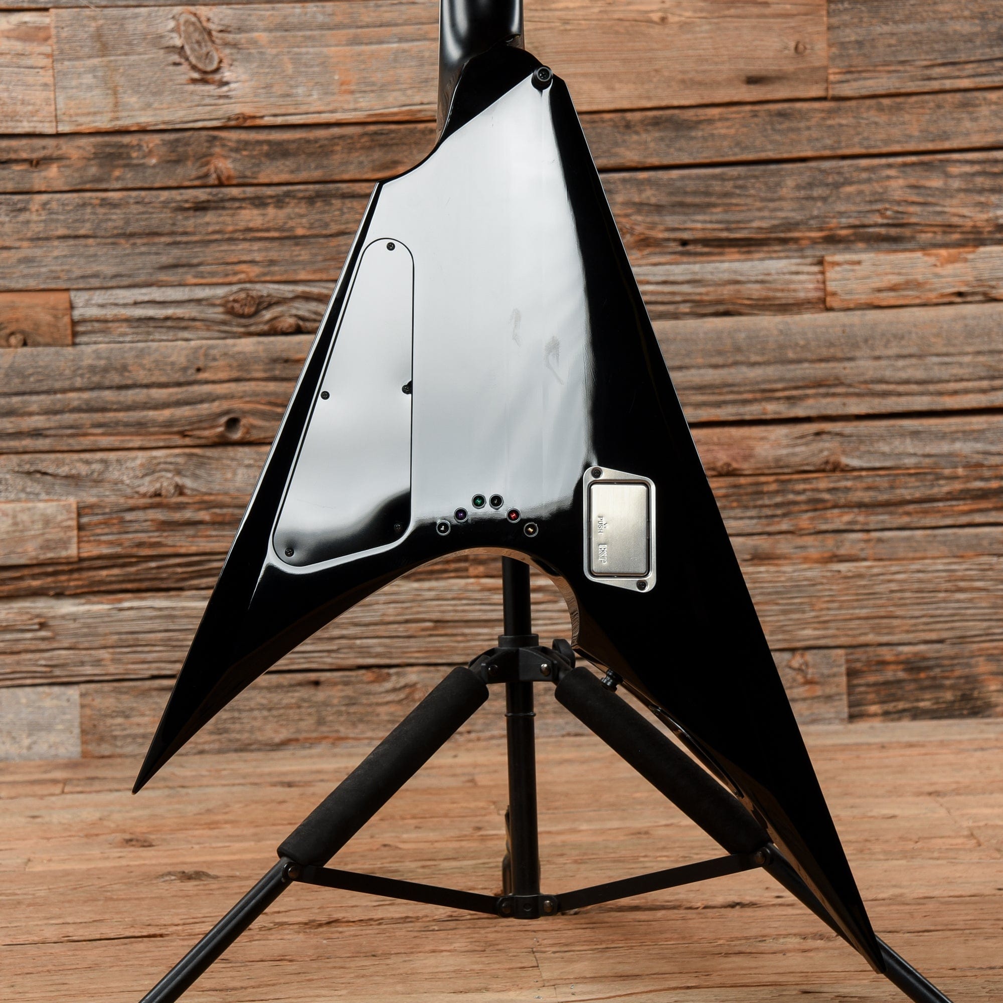 ESP E-II Arrow Nebula Blackburst 2021 – Chicago Music Exchange