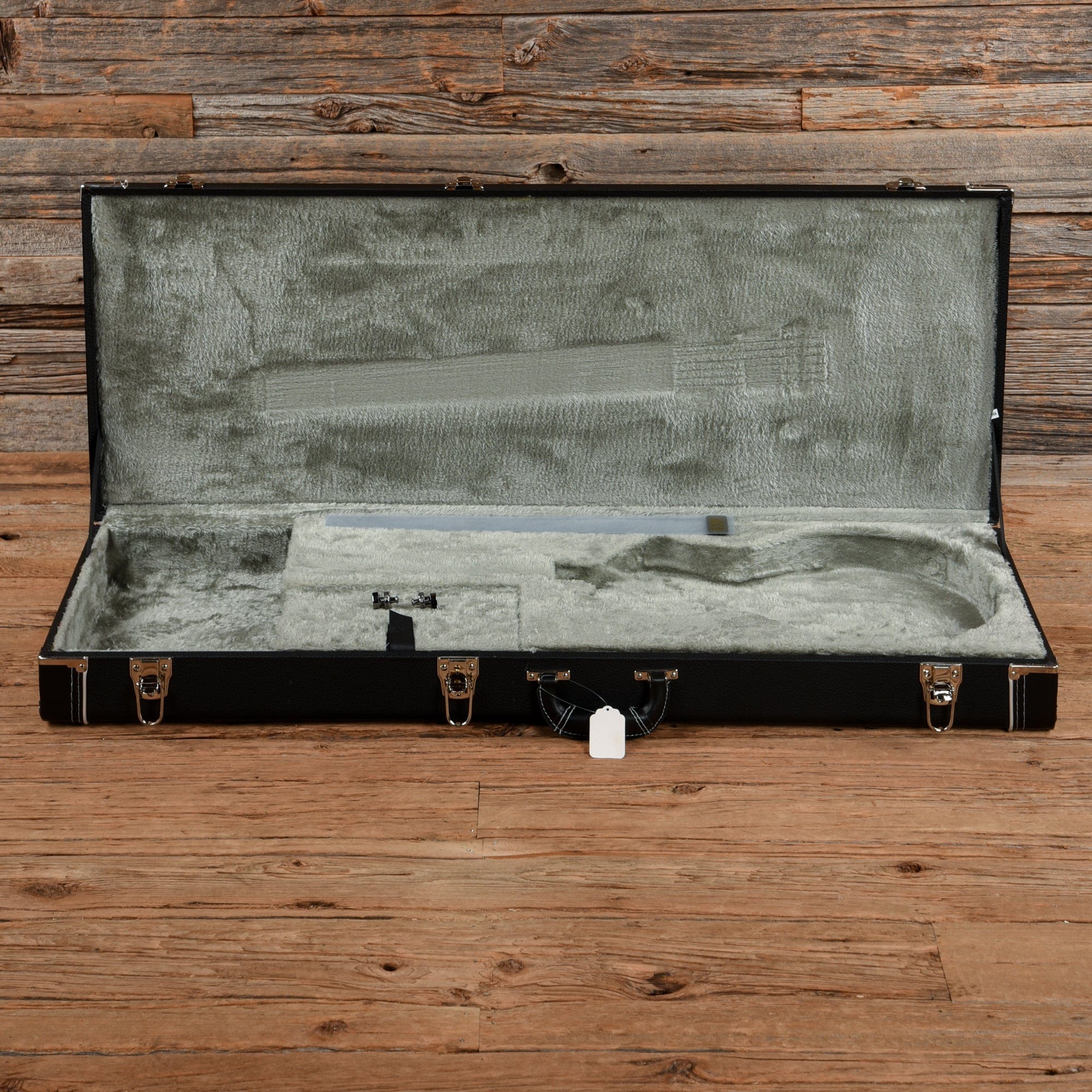 ESP Eclipse Original White 2019 – Chicago Music Exchange