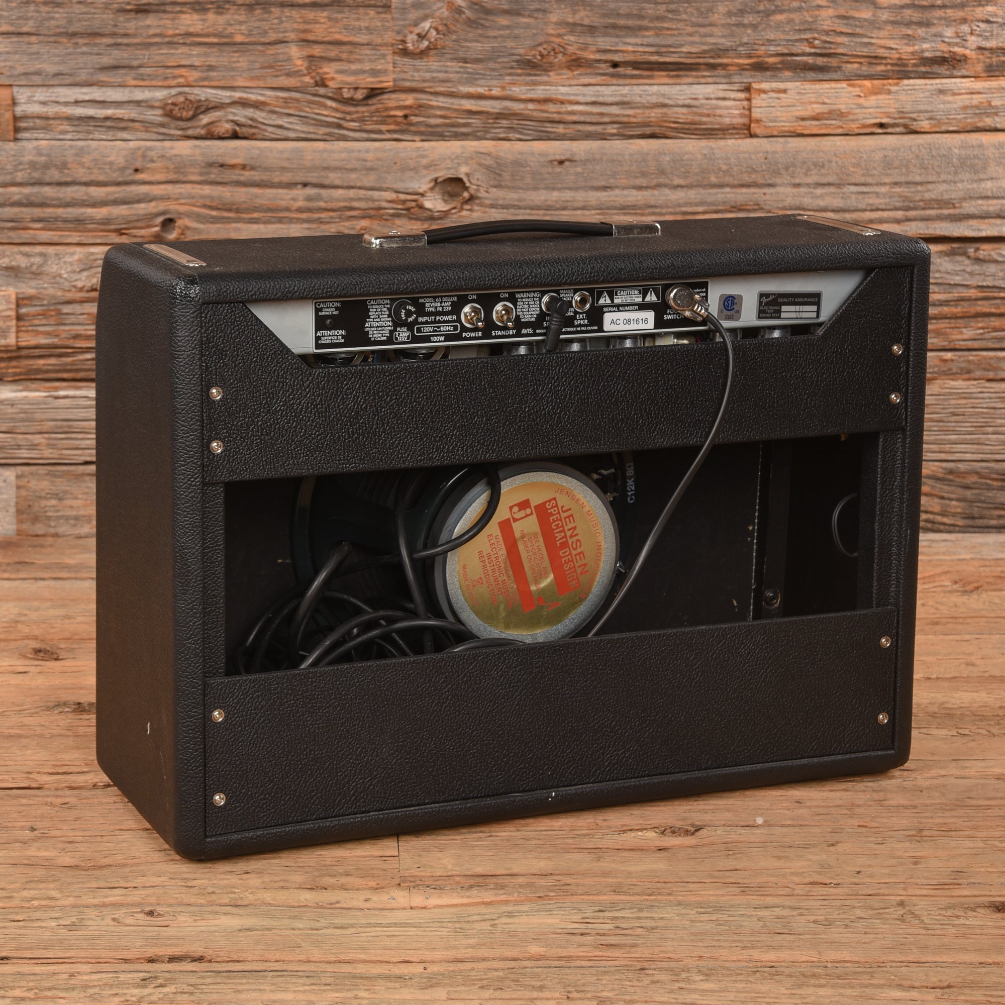 Fender '65 Deluxe Reverb Reissue 22-Watt 1x12" Guitar Combo – Chicago ...