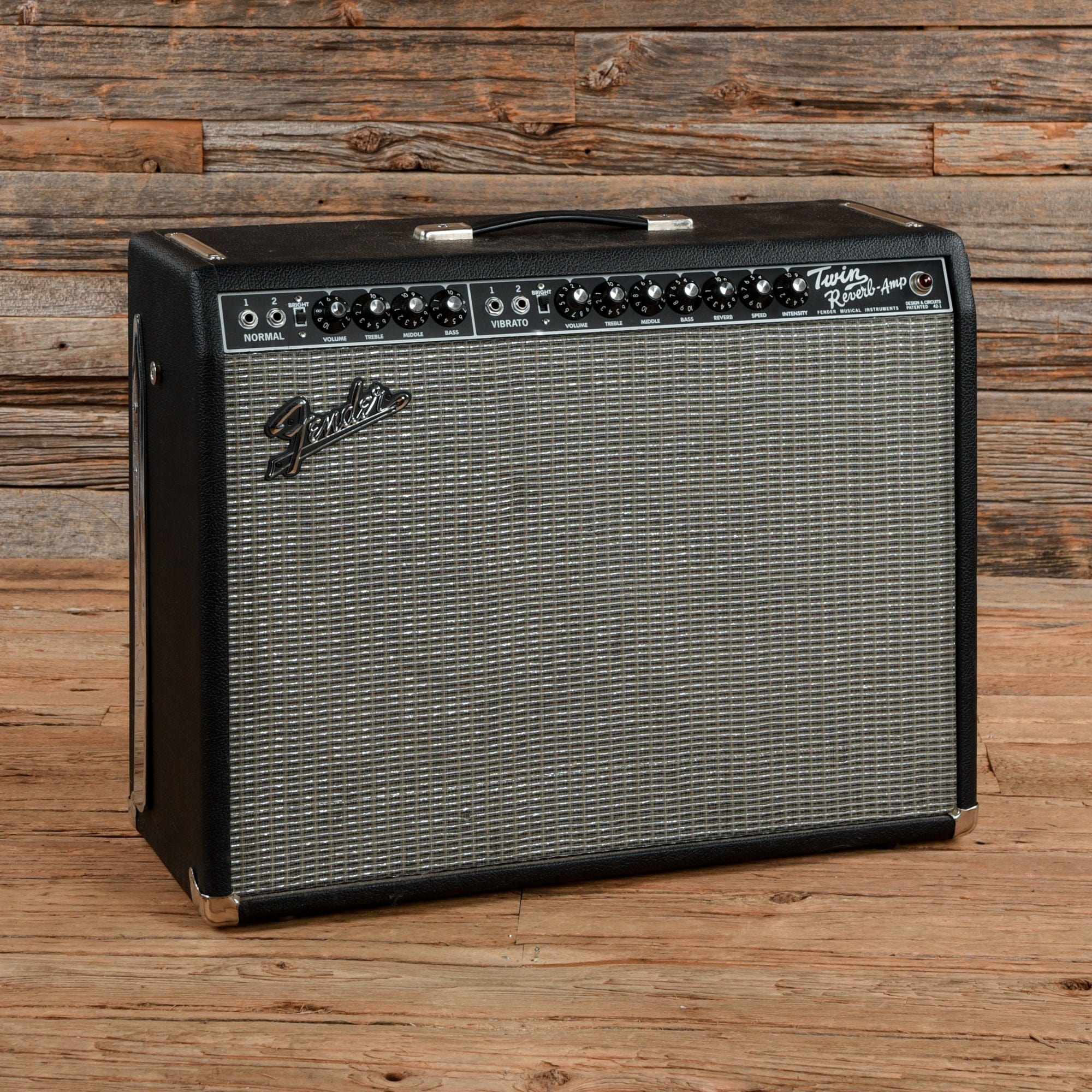 Fender 65 Twin Reverb Reissue 2-Channel 85-Watt 2x12" Guitar Combo ...