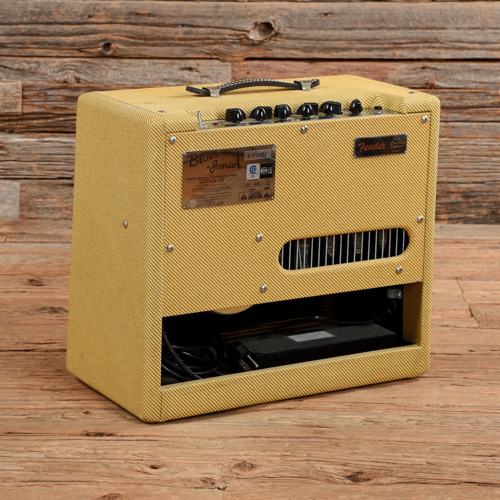 Fender Blues Junior Tweed Review – IXXLIQ