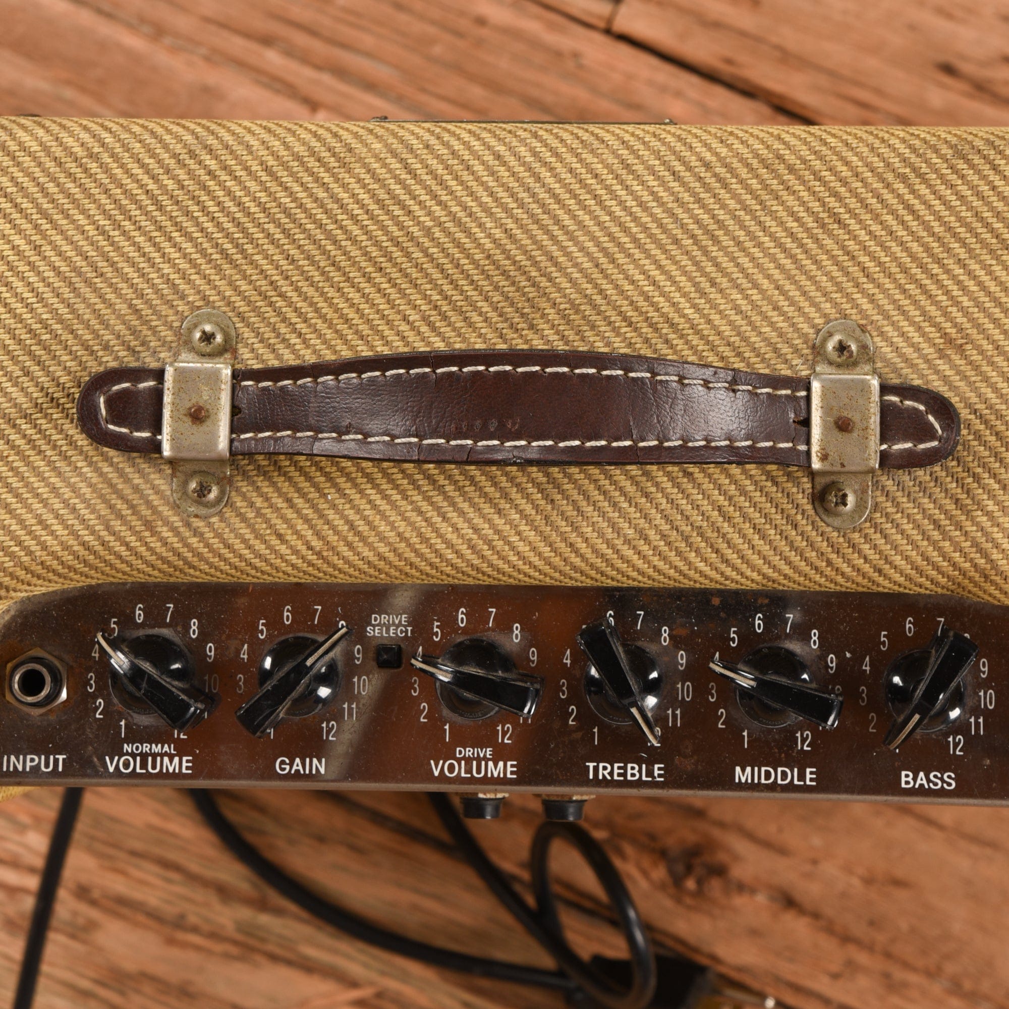 Fender Bronco-Amp 2-Channel 15-Watt 1x8" Solid State Guitar Combo Amp ...