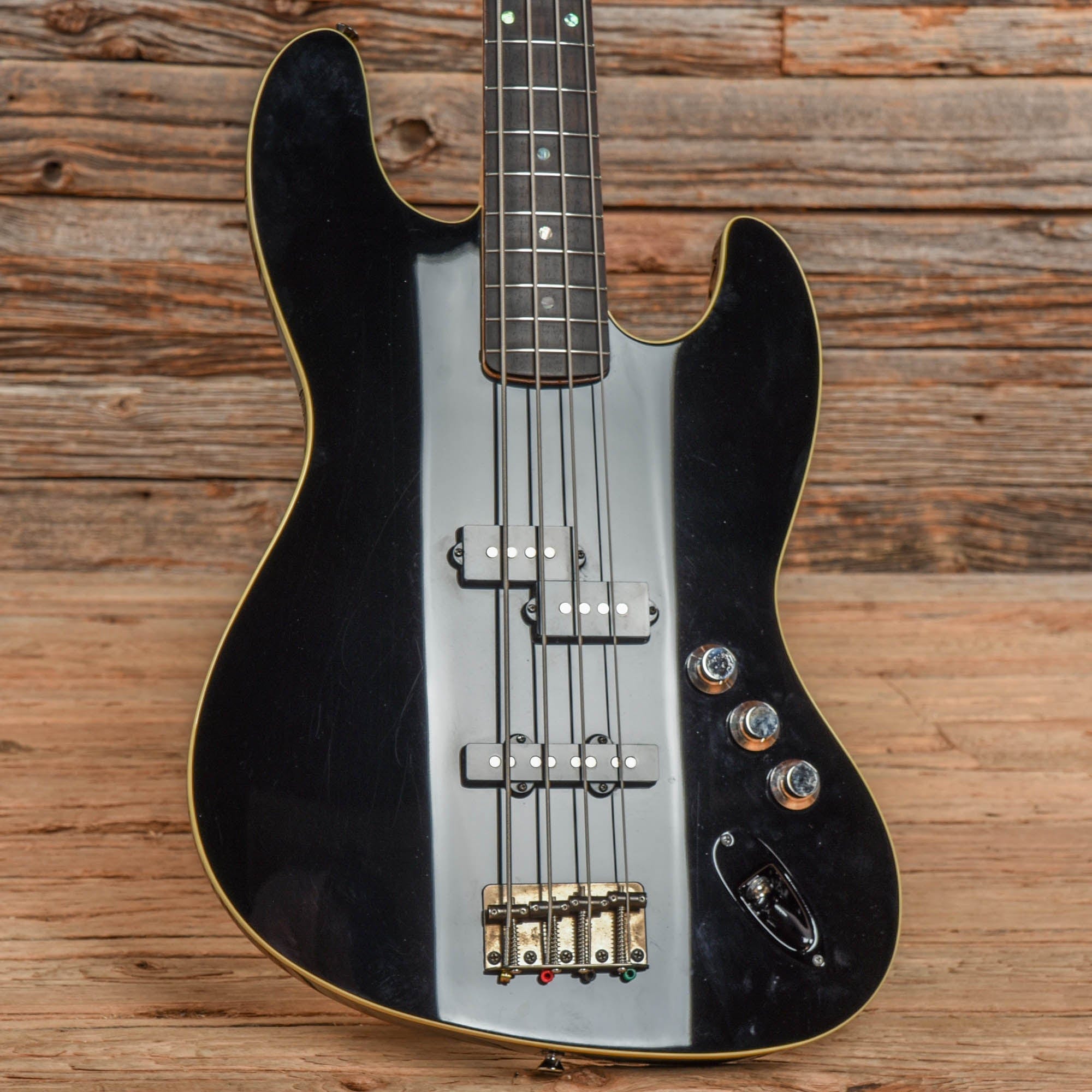 Fender Aerodyne Jazz Bass Black 2016 – Chicago Music Exchange