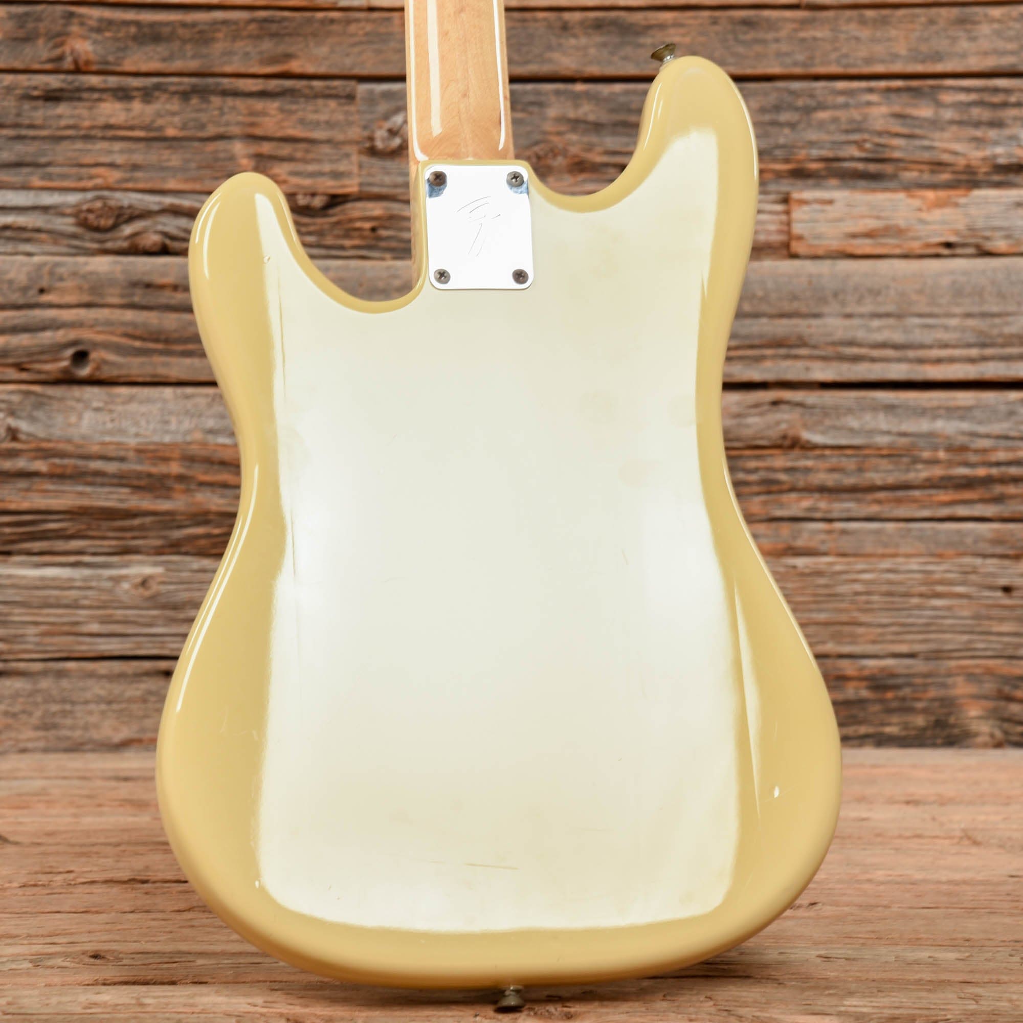 Fender Bullet Bass 30 Olympic White 1982 – Chicago Music Exchange
