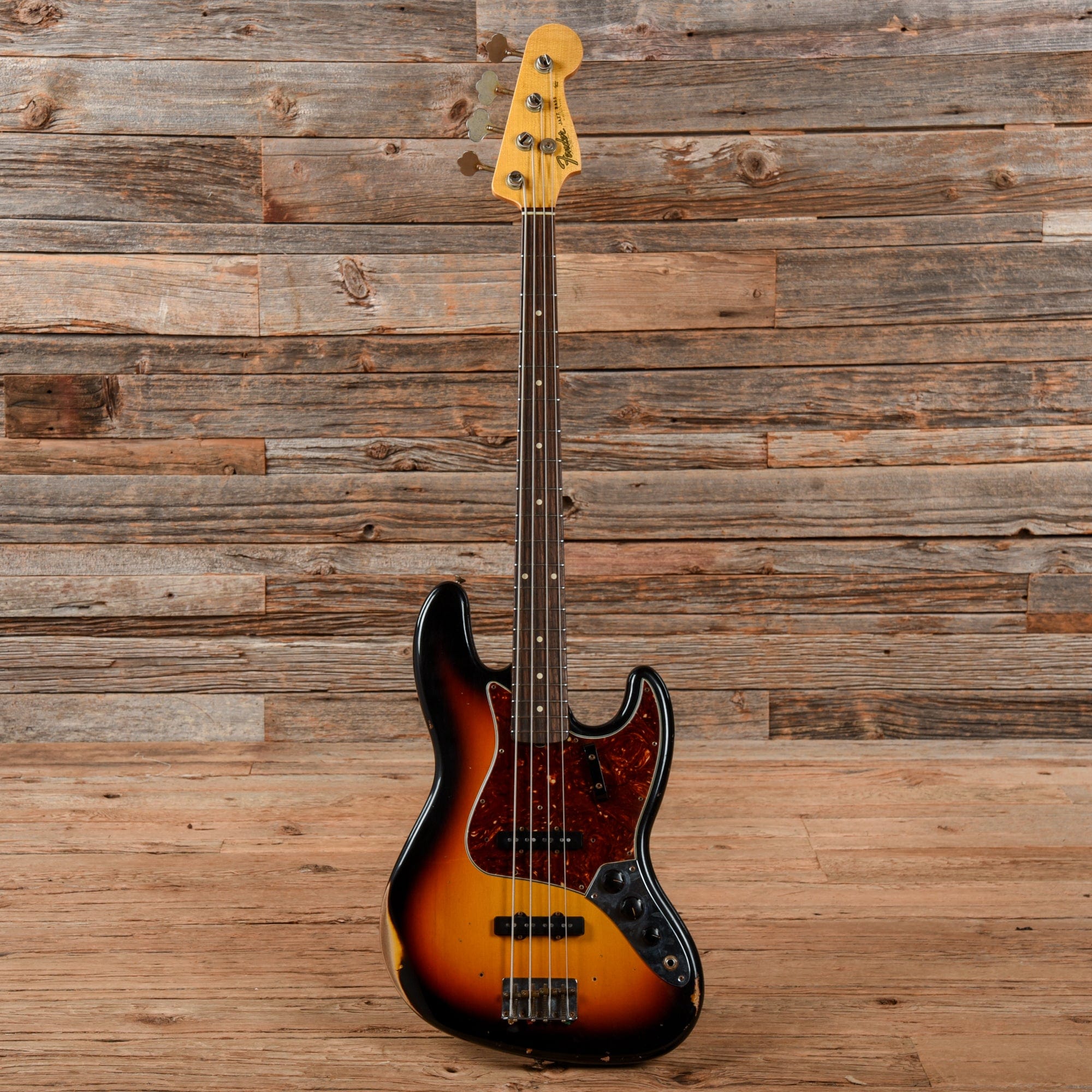Fender Custom Shop '64 Jazz Bass Relic 3-Tone Sunburst 2021 – Chicago ...