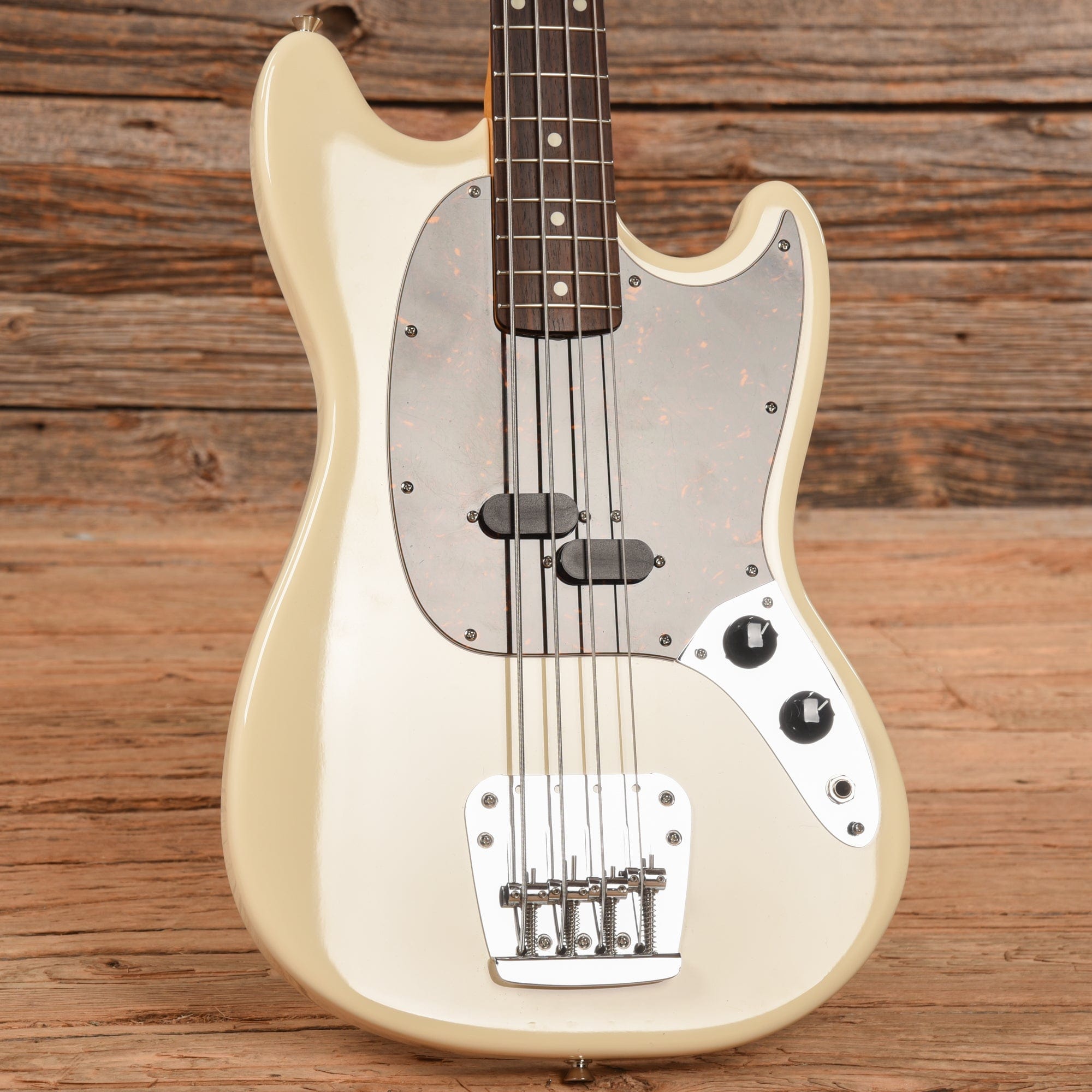 Fender Japan Mustang Bass Olympic White – Chicago Music Exchange