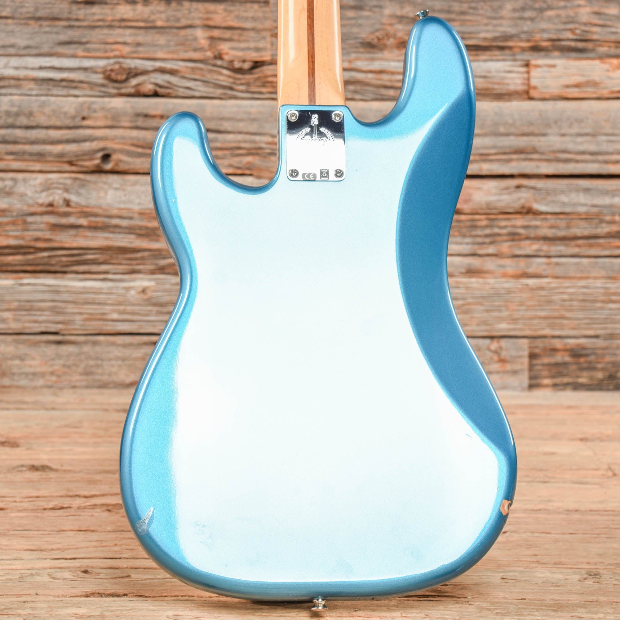 Fender Standard Precision Bass Lake Placid Blue 2011 – Chicago Music Exchange
