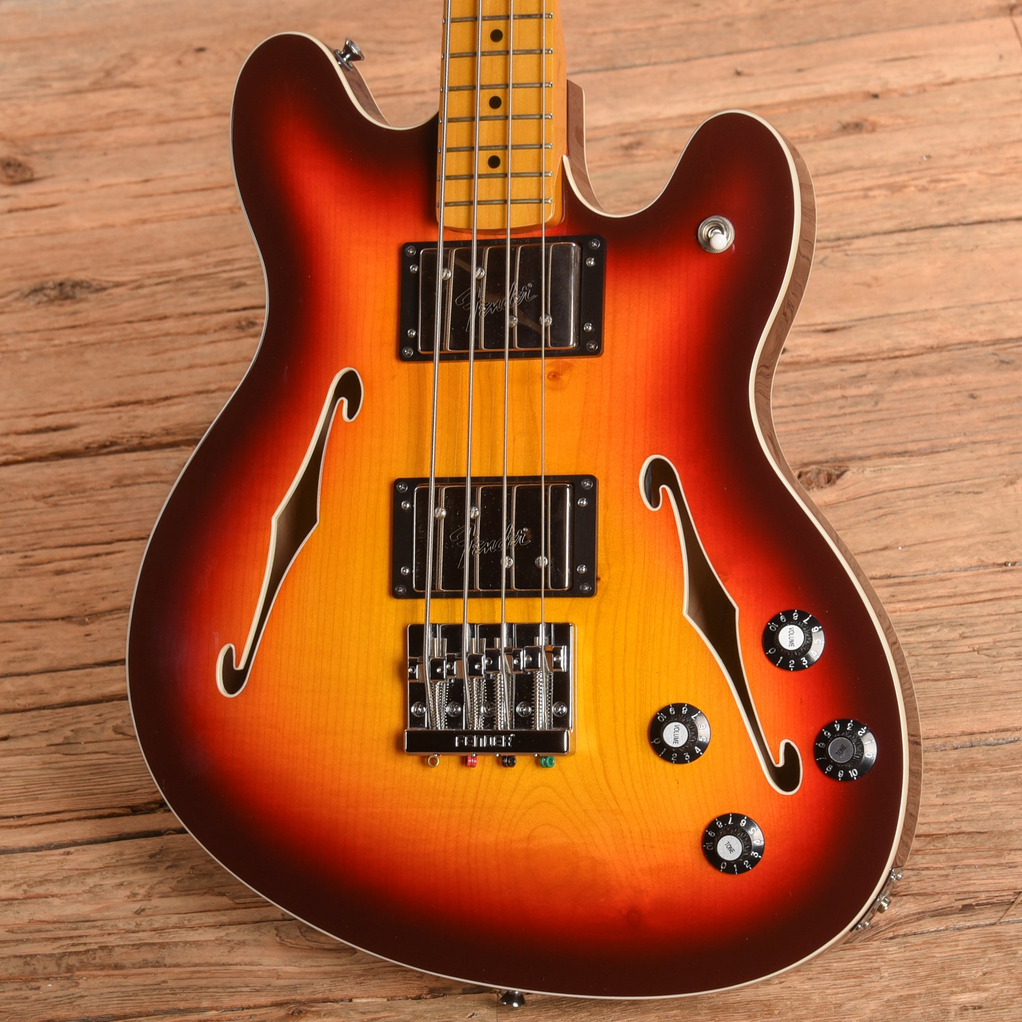 Fender Starcaster Bass Sunburst – Chicago Music Exchange