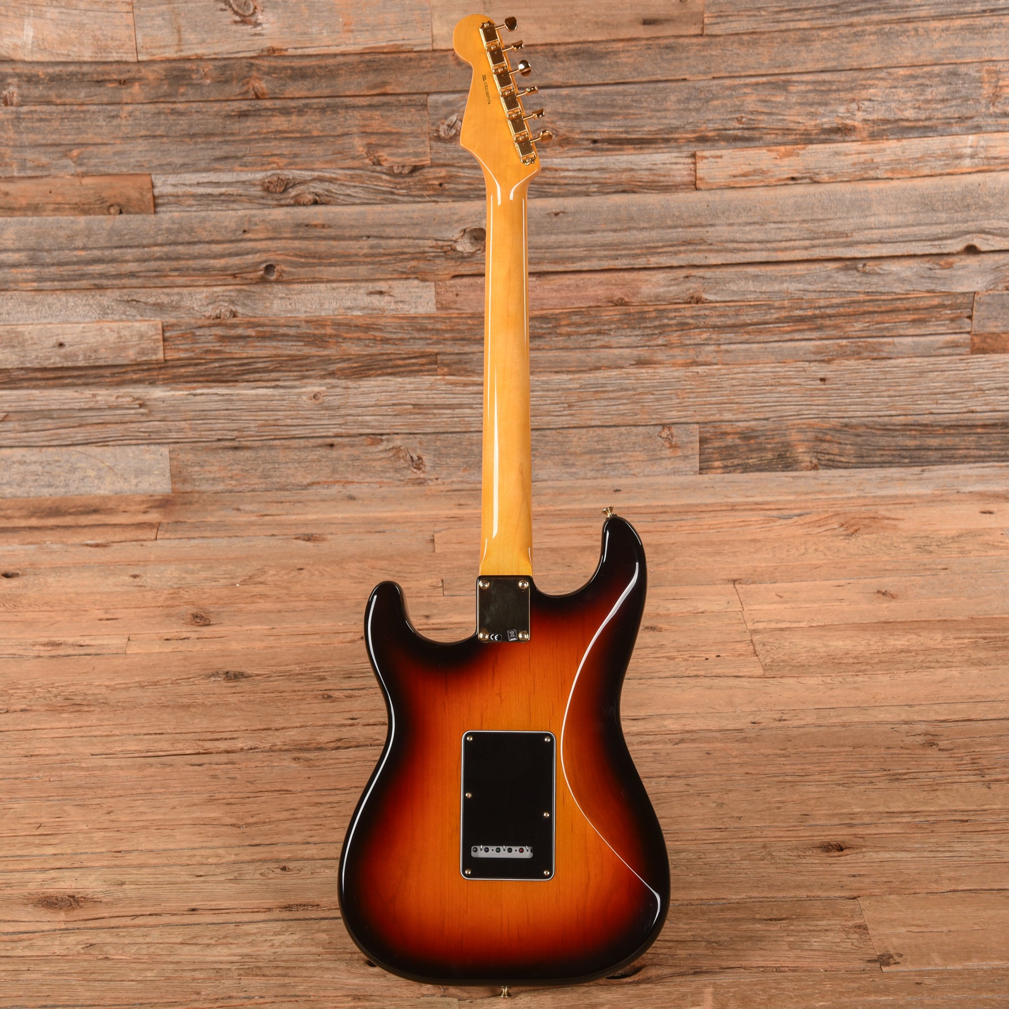 Fender Stevie Ray Vaughan Stratocaster 3-Color Sunburst 2021 – Chicago ...