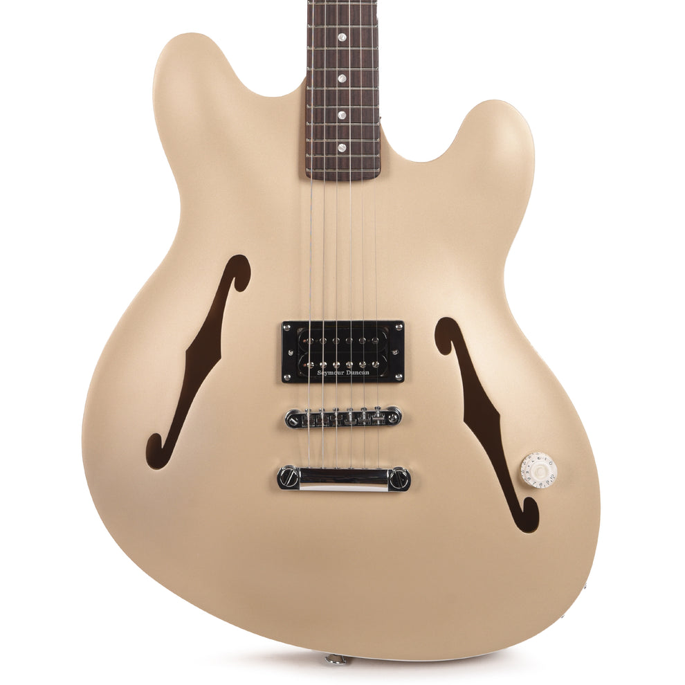 Fender Artist Tom DeLonge Starcaster Satin Shoreline Gold – Chicago ...