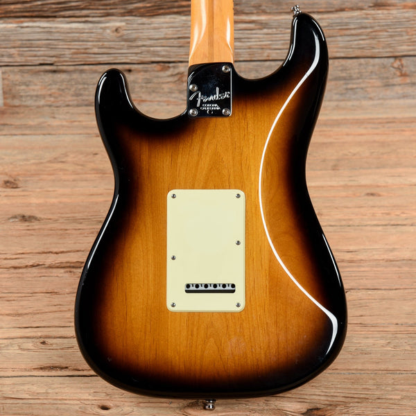 Fender American Deluxe Stratocaster Sunburst 2007 – Chicago Music Exchange