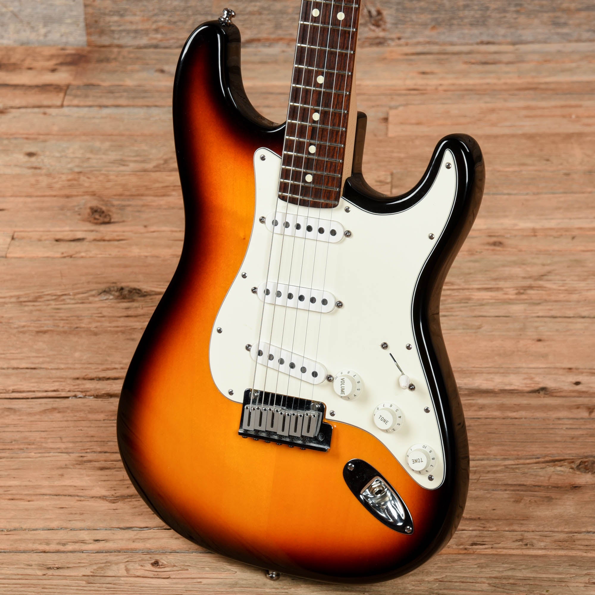 Fender American Standard Stratocaster Brown Sunburst 1993 – Chicago ...