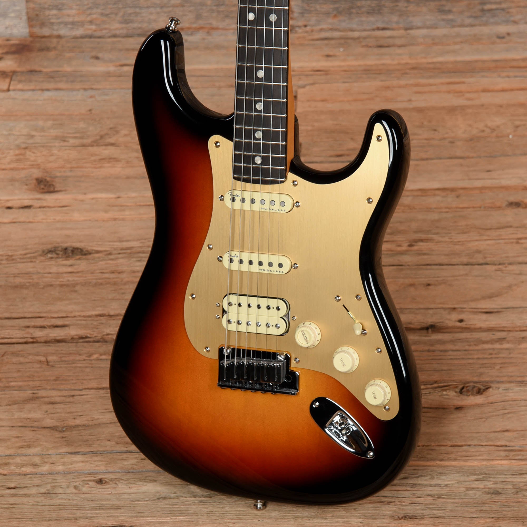 Fender American Ultra II Stratocaster HSS Ultra Burst 2024 – Chicago ...