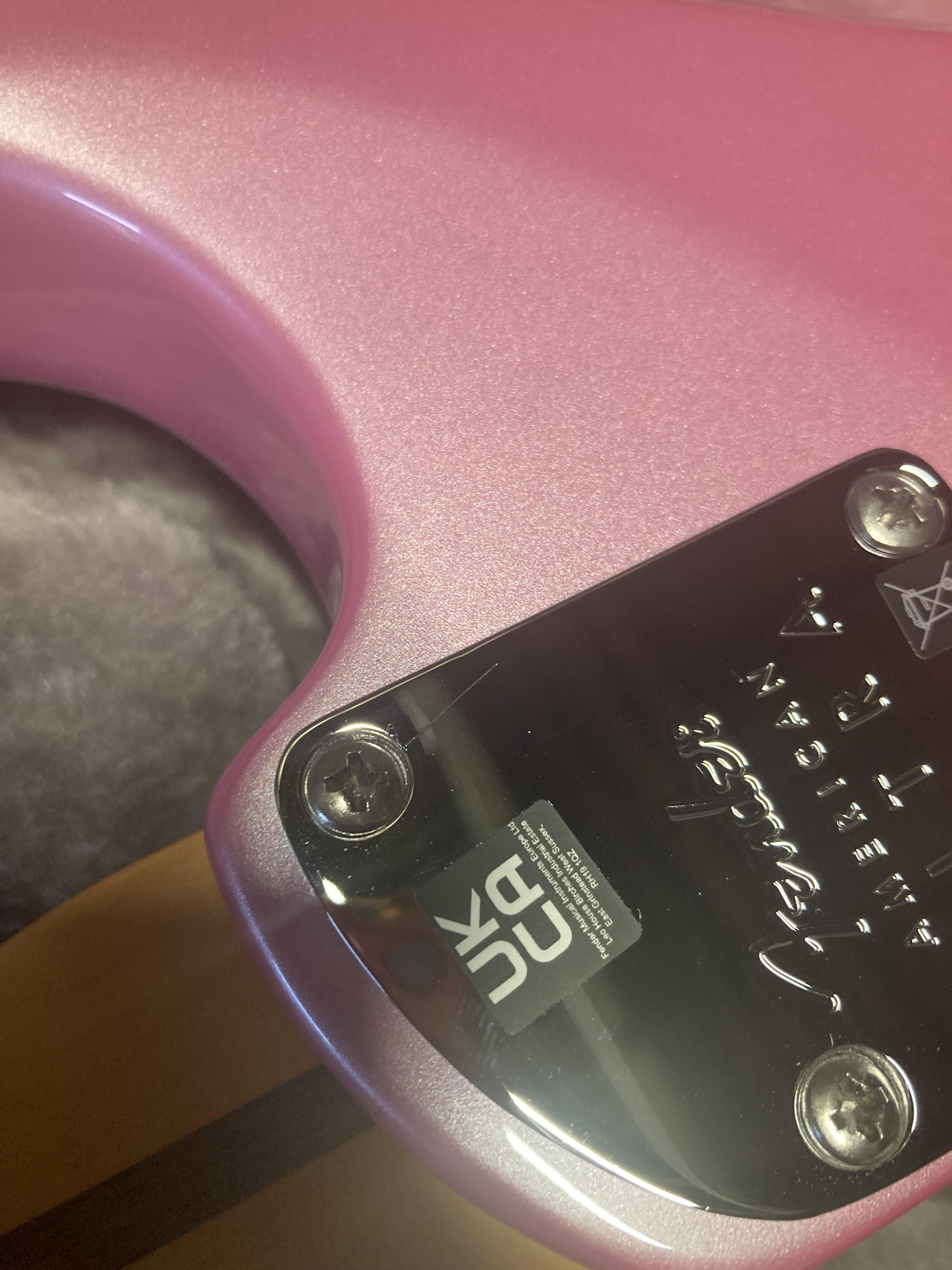 Fender American Ultra Stratocaster Bubble Gum Metallic w/Ebony Fingerb ...
