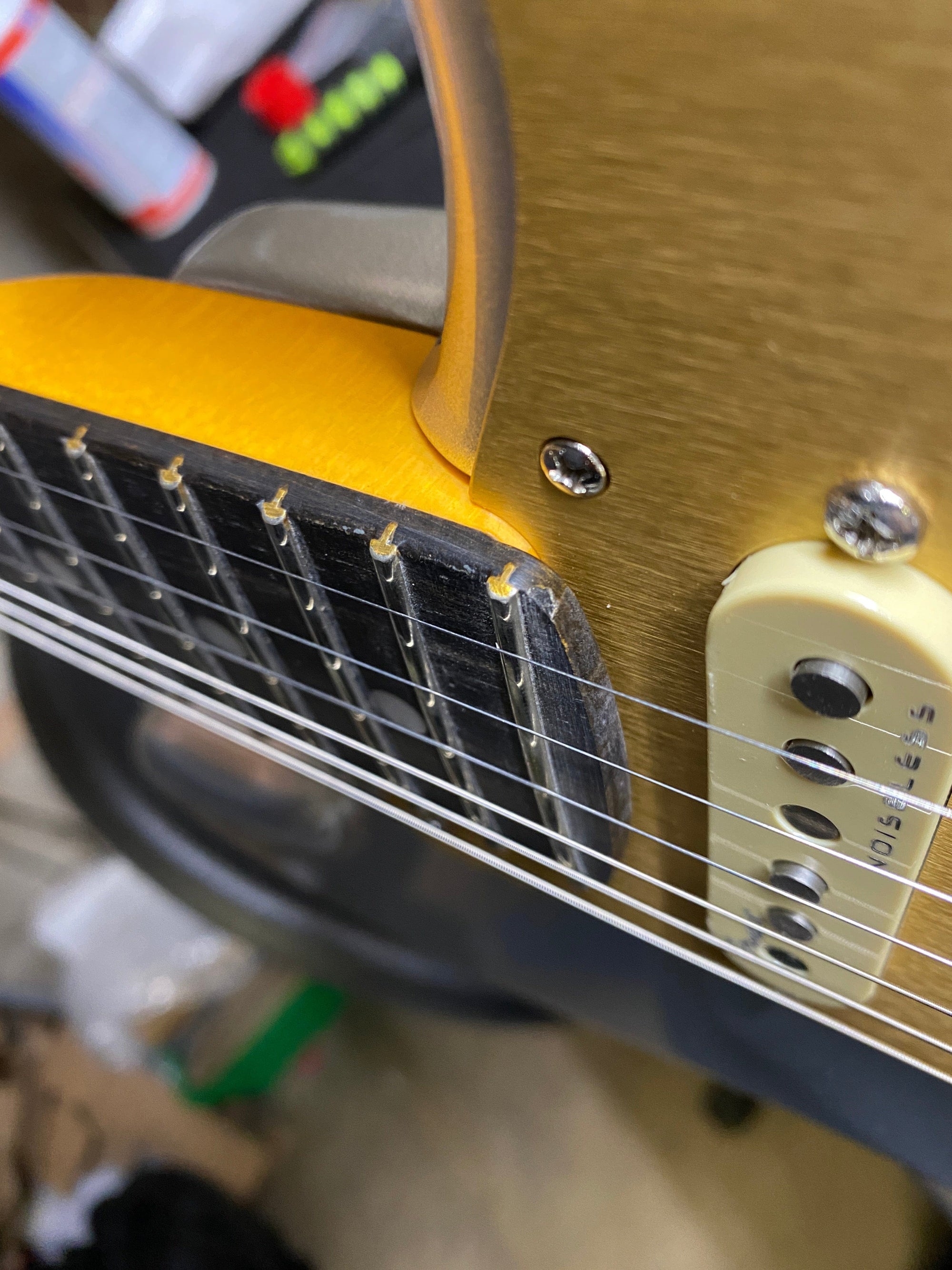 Fender American Ultra Stratocaster Quicksilver w/Ebony Fingerboard & A ...