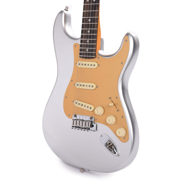 Fender American Ultra Stratocaster Quicksilver w/Ebony Fingerboard & A ...