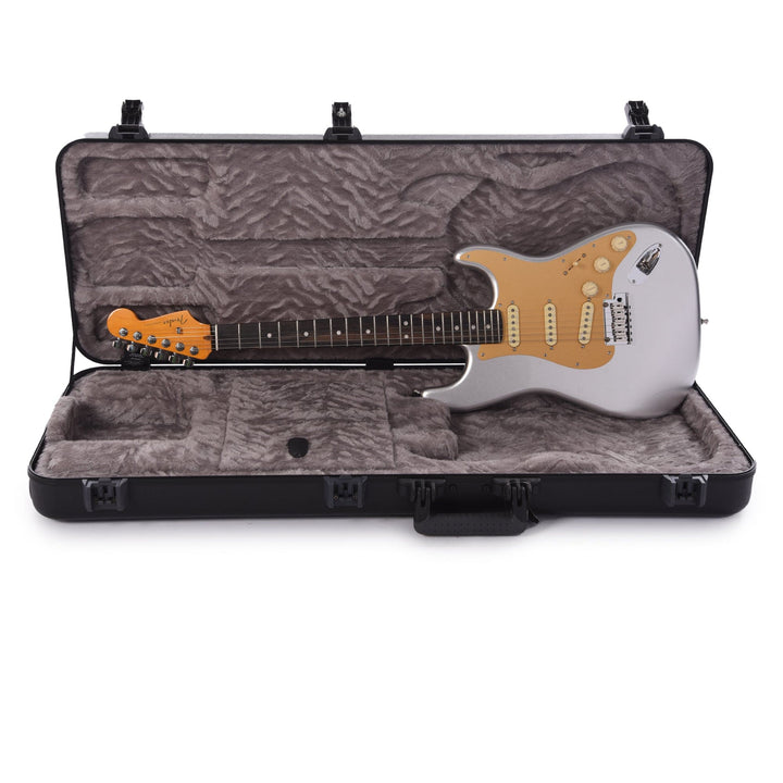 Fender American Ultra Stratocaster Quicksilver w/Ebony Fingerboard & A ...